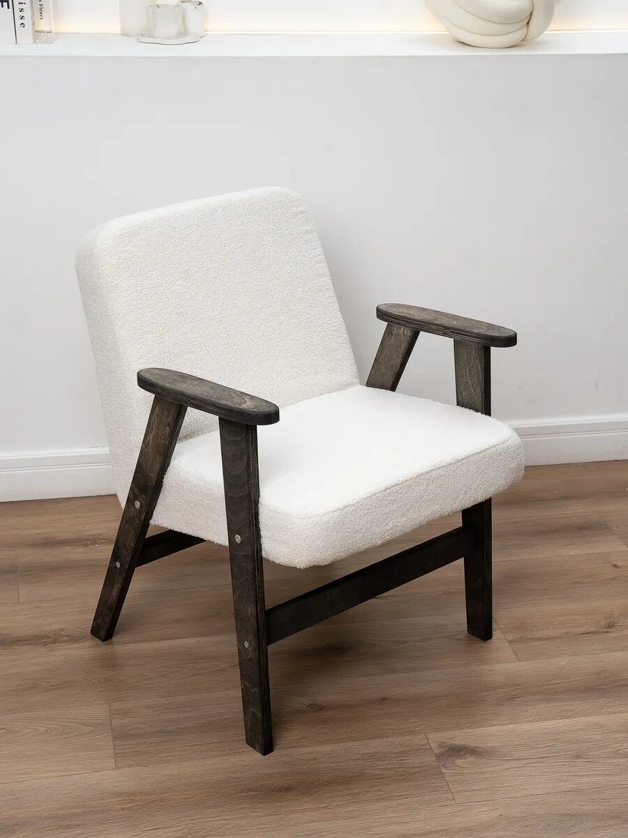 Кресло мягкое в гостиную, на кухню