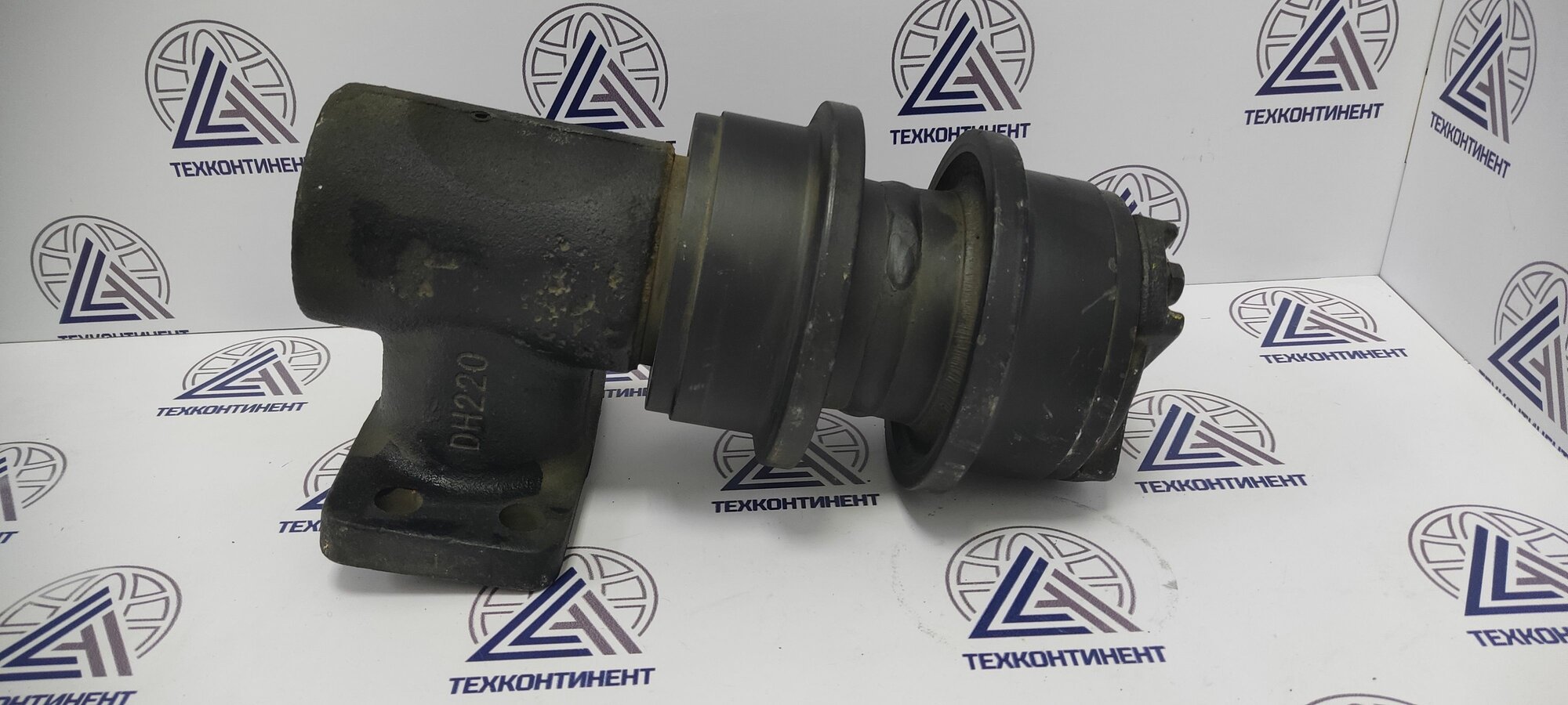 2270-1005 Каток поддерживающий DOOSAN S225
