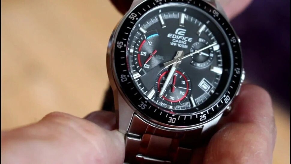 Наручные часы Edifice