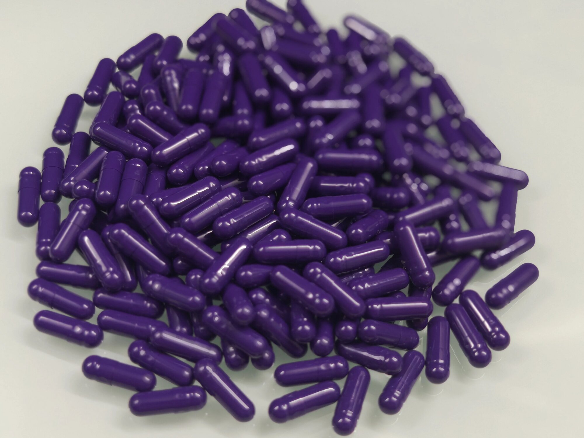 SUNNYPK Желатиновые пустые капсулы разных размеров, красные и белые size 00, Purple Blue Joined