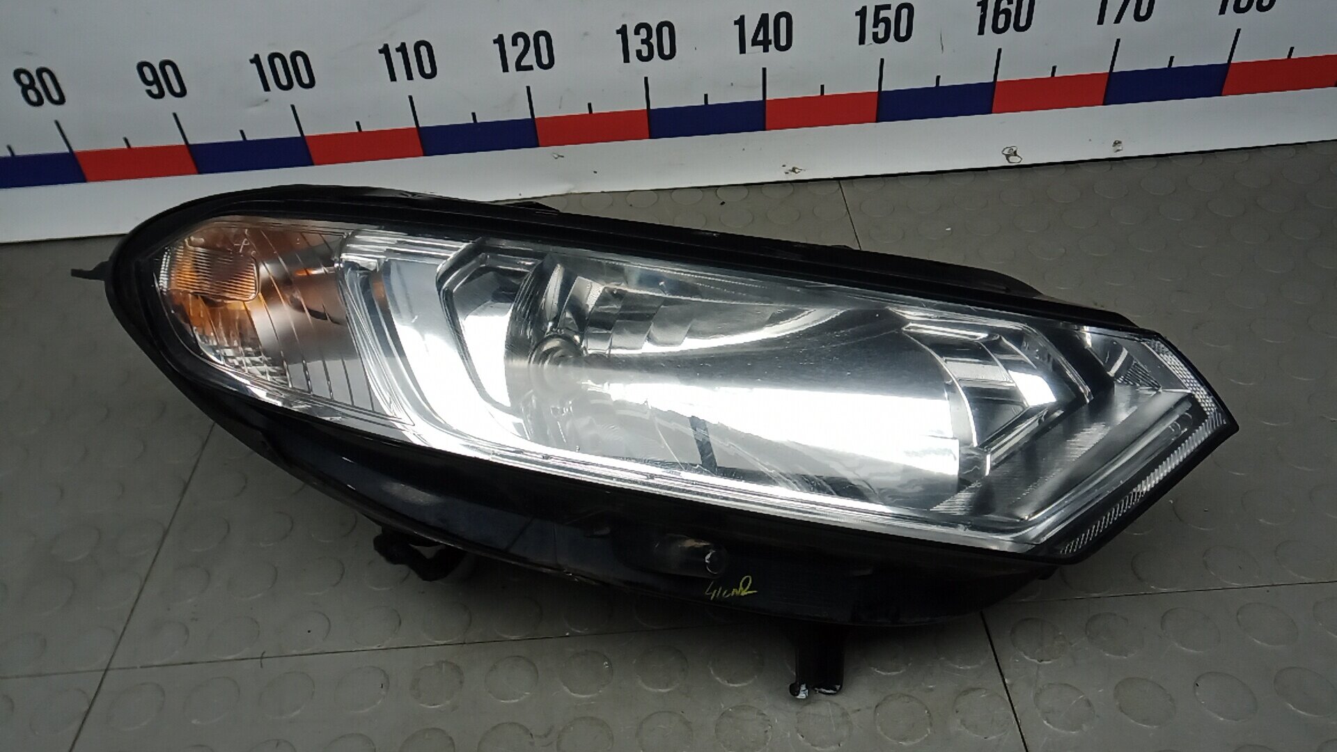 Фара правая FORD ECOSPORT