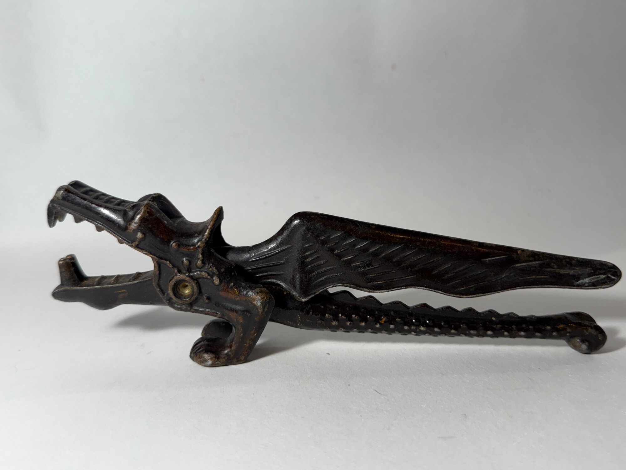 Орехокол "Дракон СССР", металл, коричневый, СССР, очень редкий