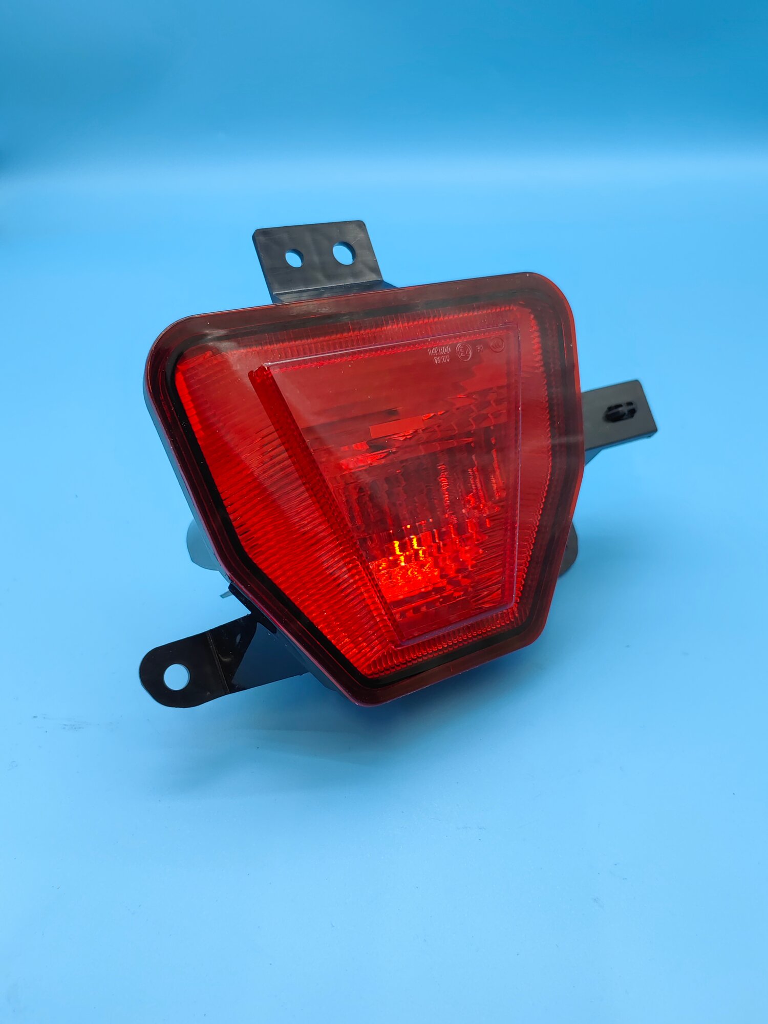 Changan Задний центральный стоп сигнал Changan Uni-V C281F2805030300