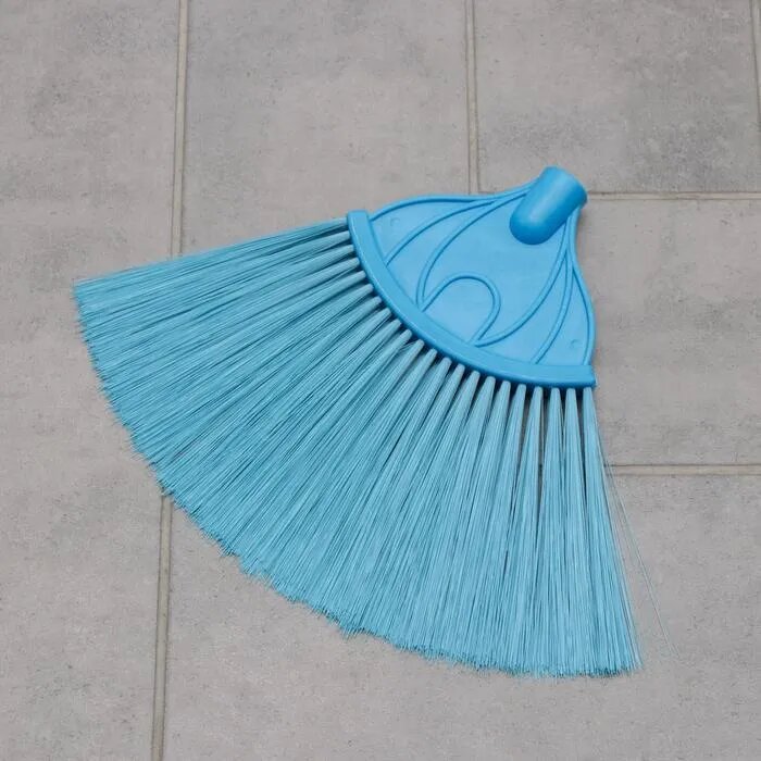 Метла веерная без черенка Доляна, 32 24.5 см, микс