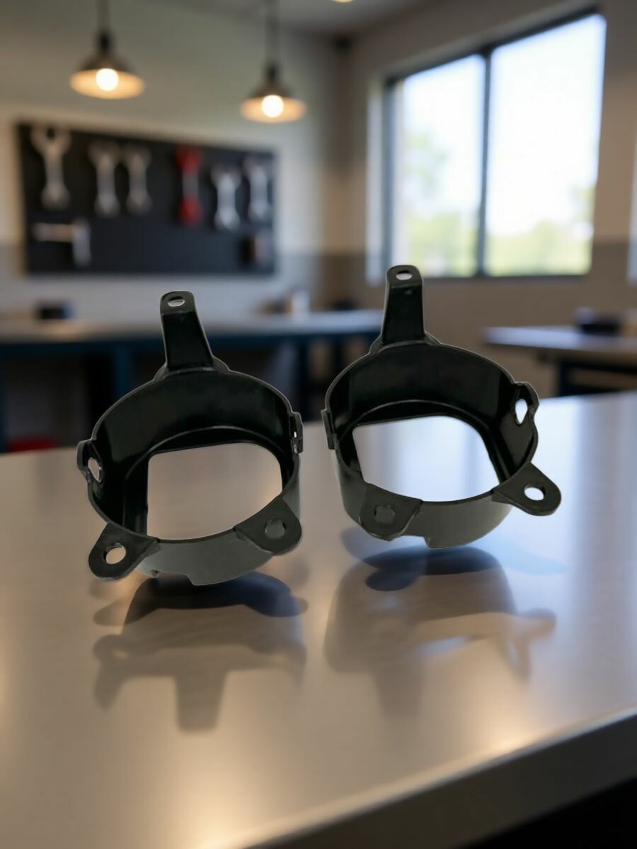 Крепления-кронштейны (переходники) Led ПТФ Лада Приора (Lada Priora) на 3 ушах-(2 шт)