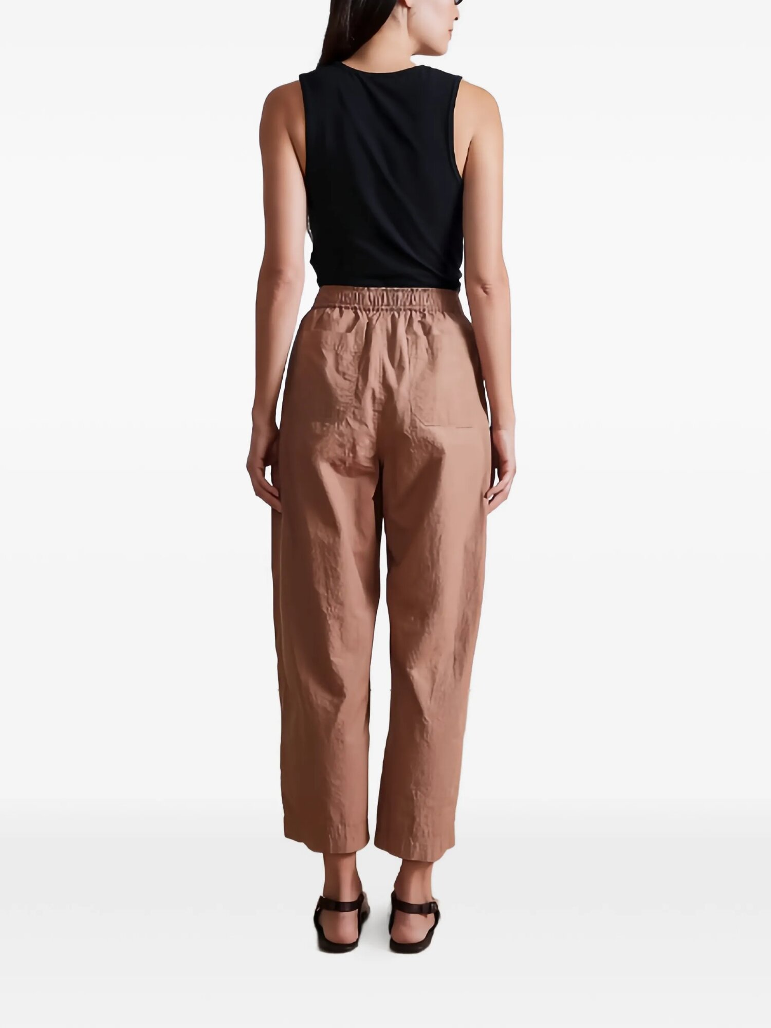 Брюки Apiece Apart Elasticated-pleated cropped trousers, размер 42, разноцветный — фото 1