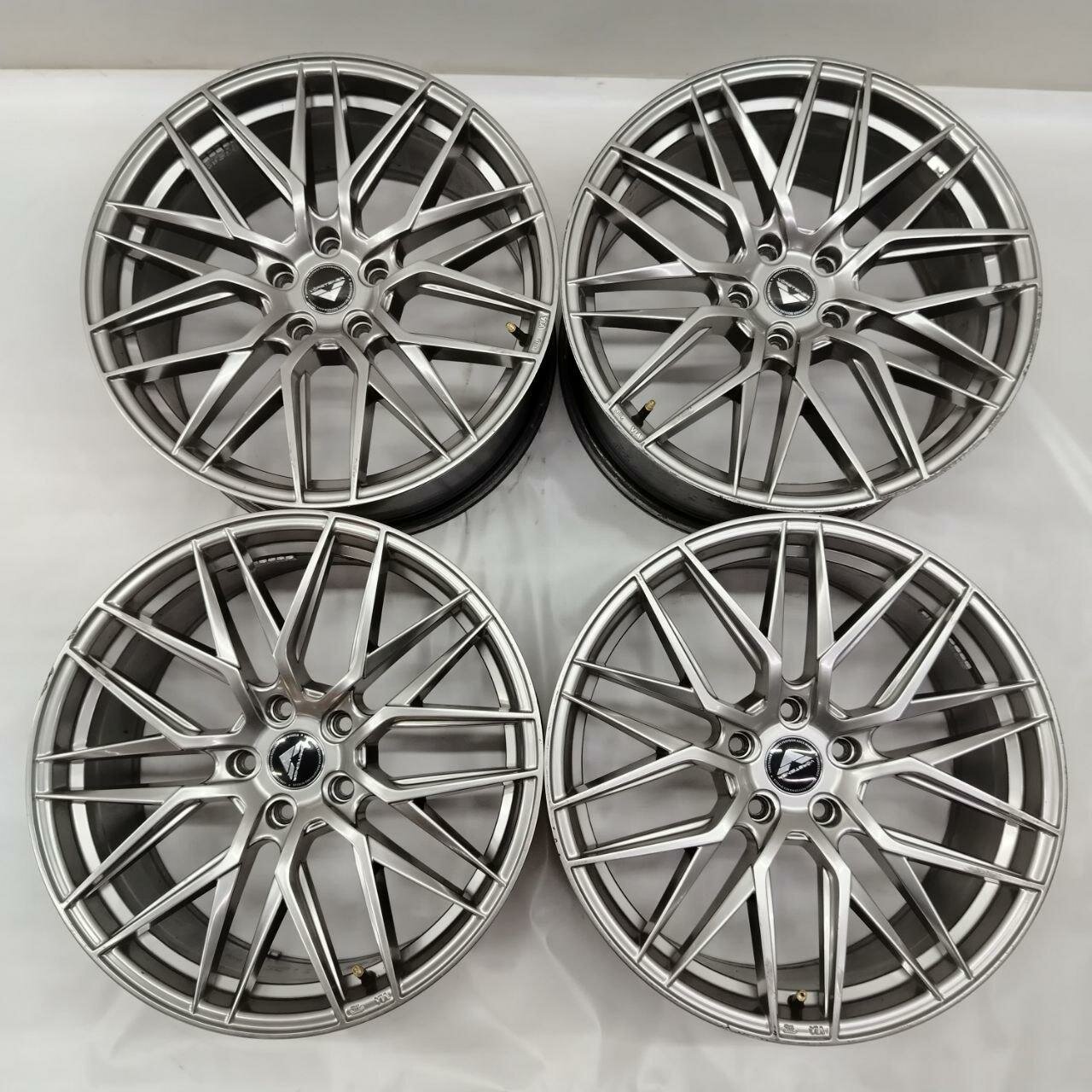 Колесные диски Vorsteiner 19x8.5 PCD 5x114.3 D67.1 ET40 (Реплика)