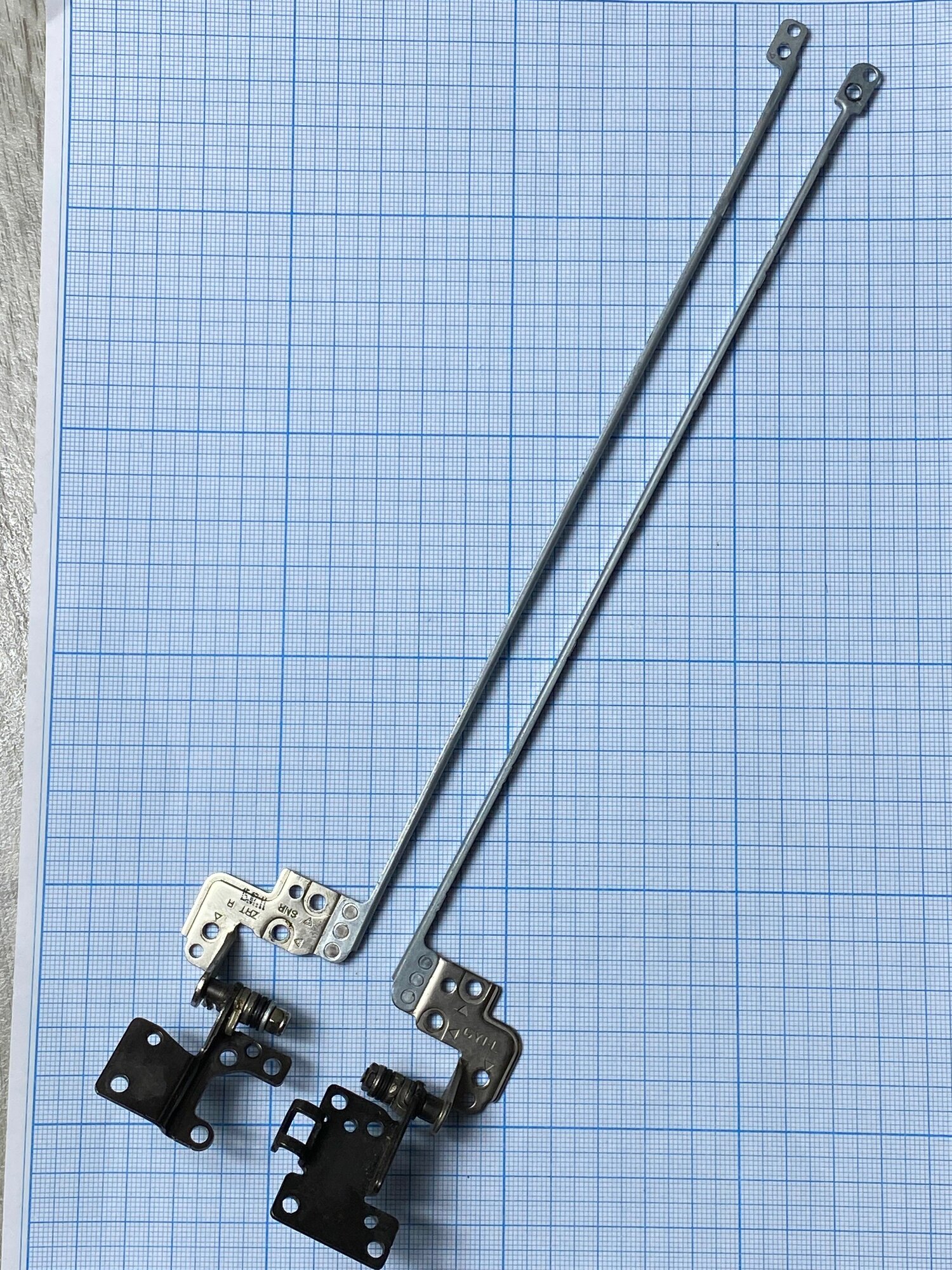 Петли дисплея Acer Aspire E5-573G