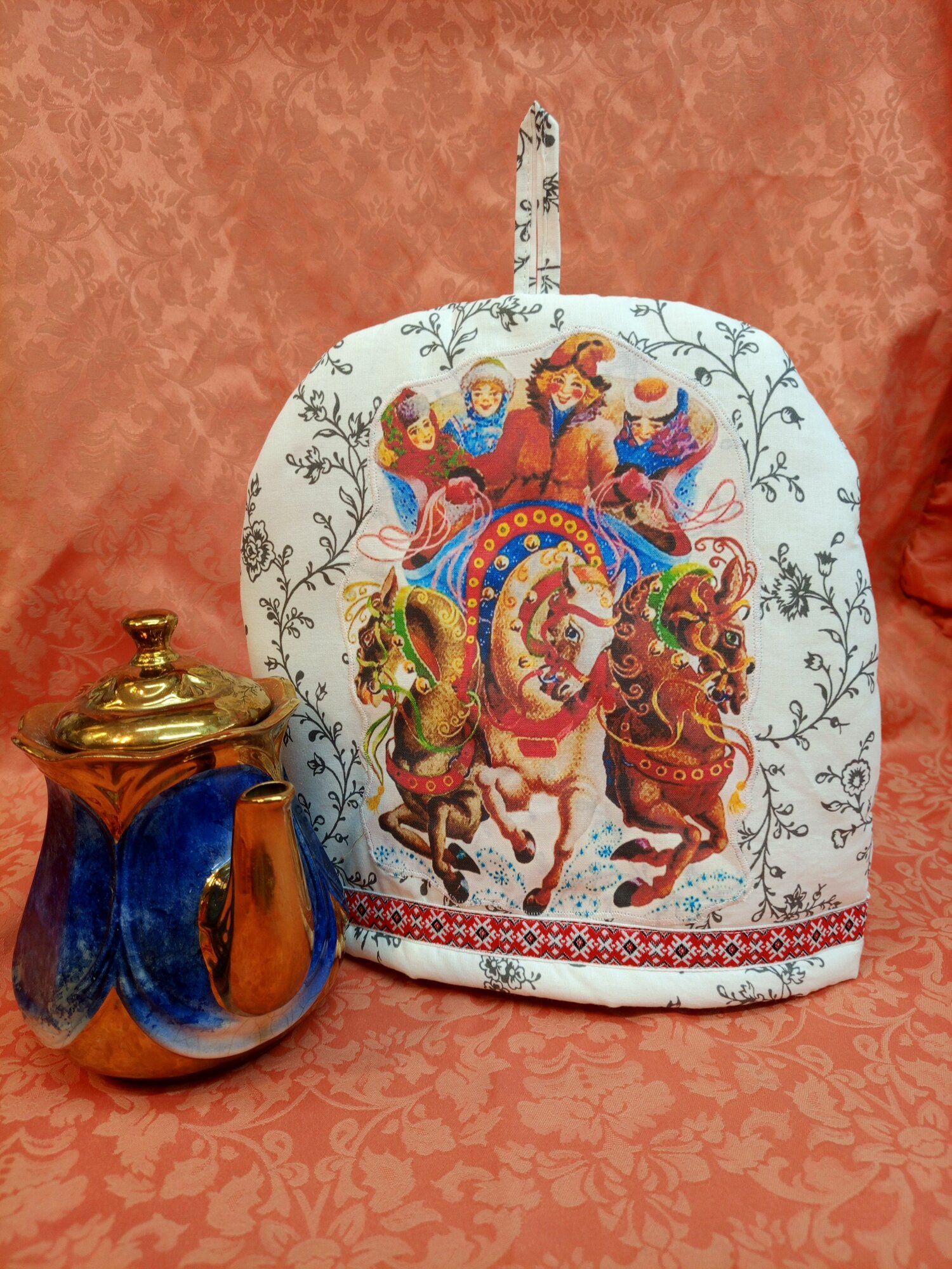 Грелка на чайник"Тройка" хлопок 27х28 см.