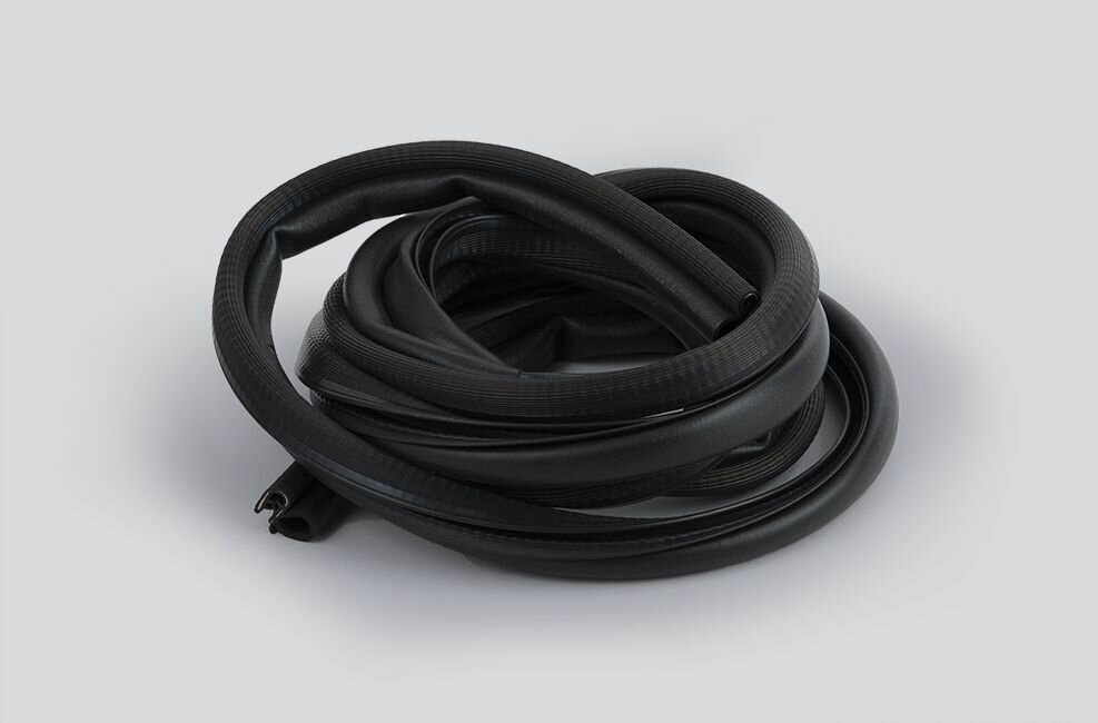 Уплотнитель проема двери УАЗ-452, 469, 4523151, 31512, 31519 HUNTER (передних) длинный 2800 мм