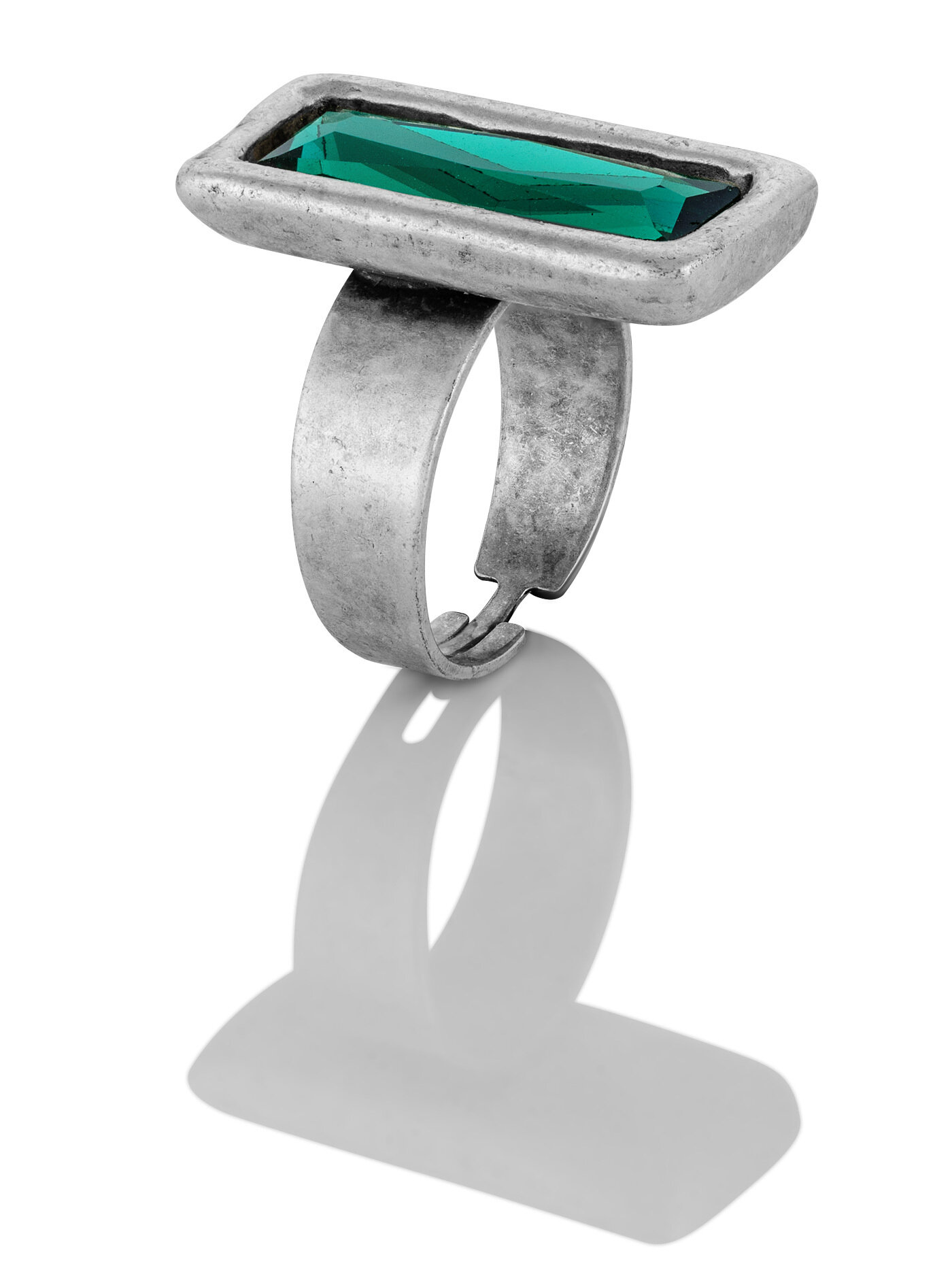 Кольцо, кристалл