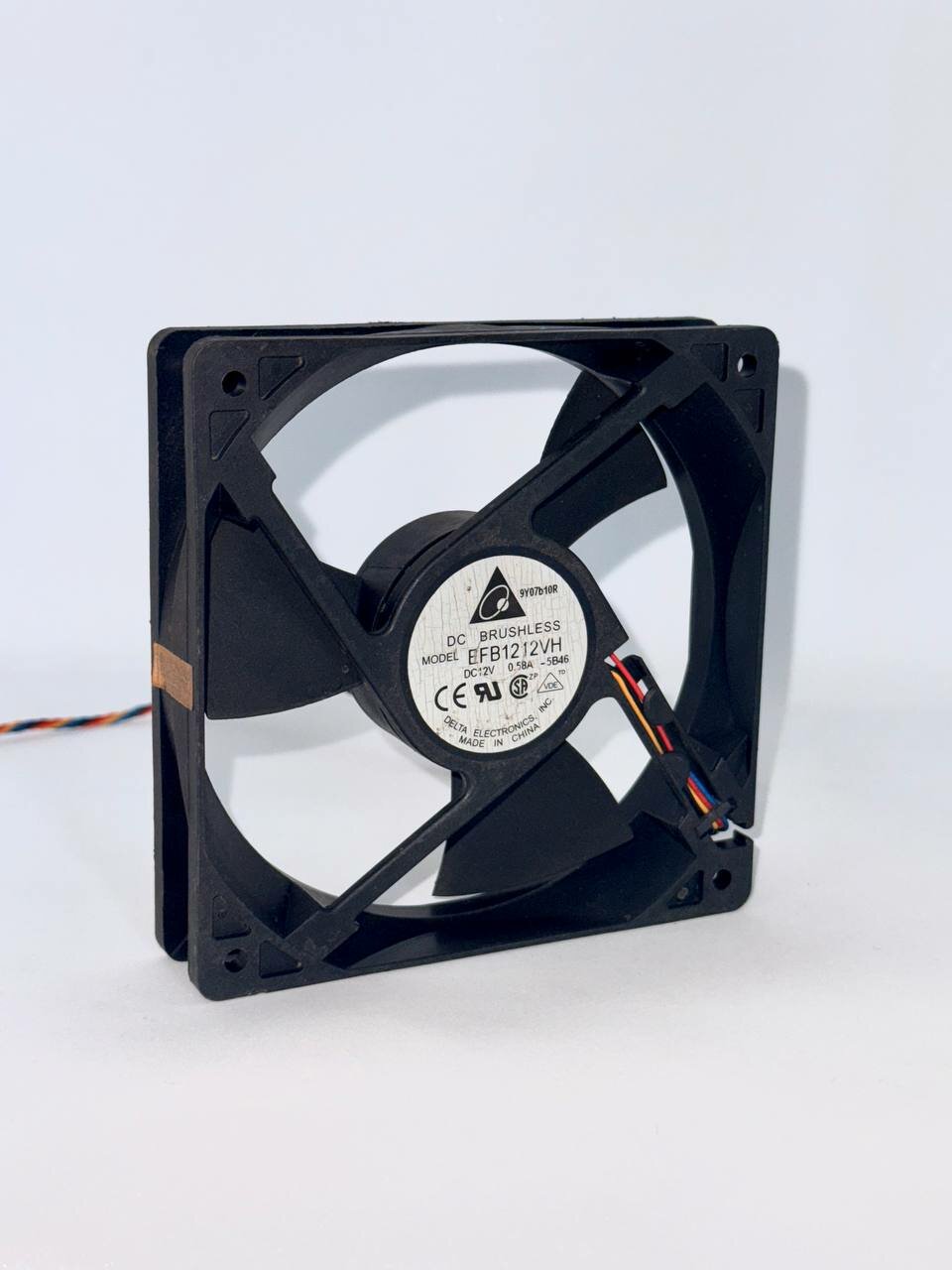Вентилятор Delta Electronics EFB1212VH 12V 120x25 4pin