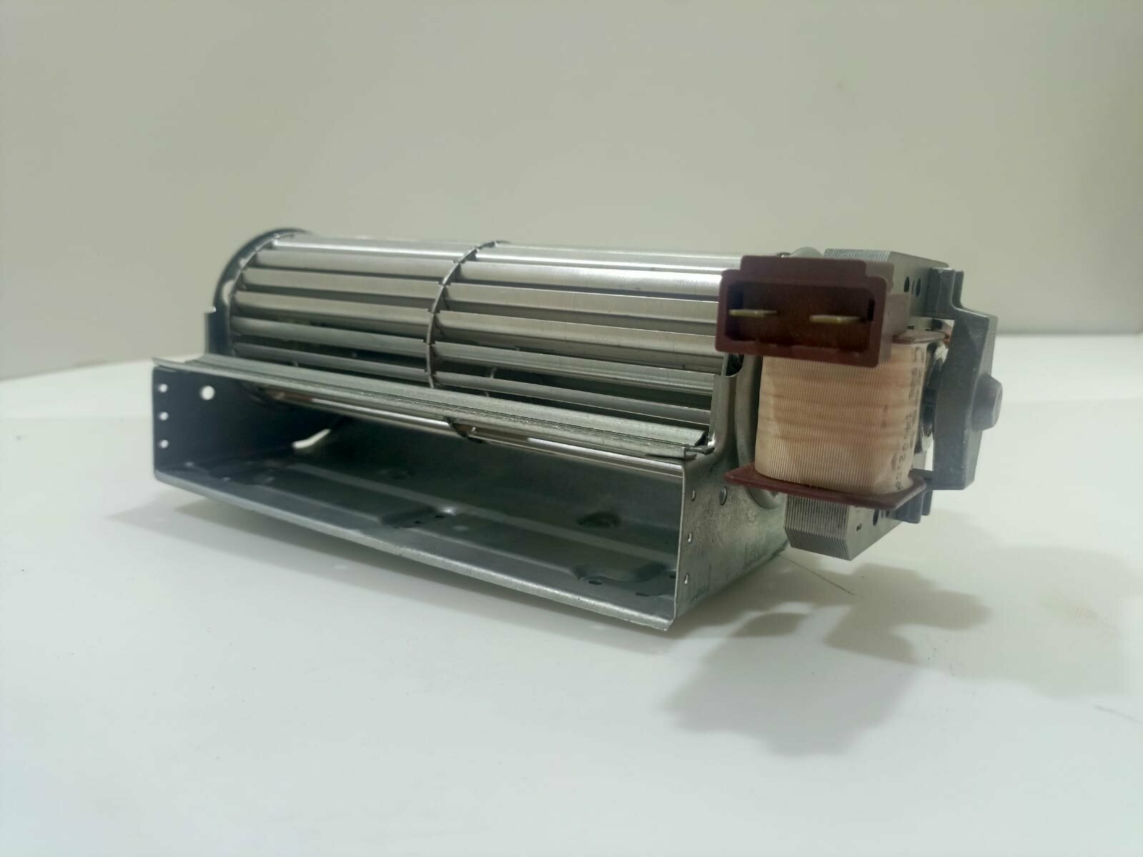 Тангенциальный вентилятор 18W для духовок Whirlpool (Gorenje)