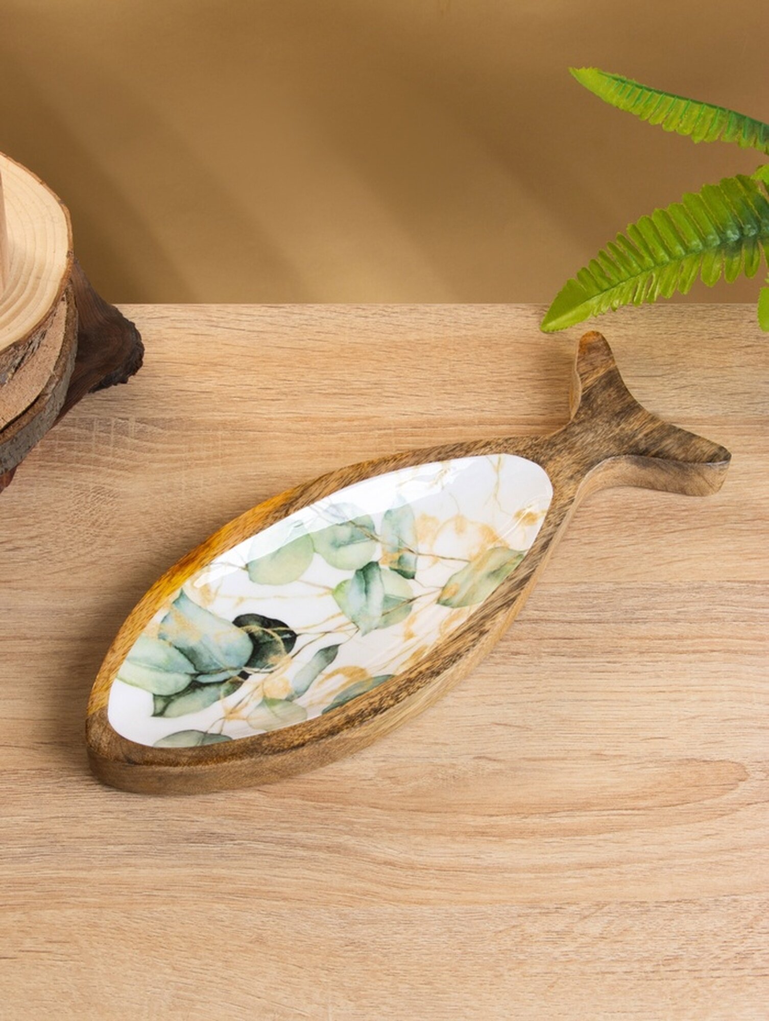 Блюдо Сима-ленд «Листья», дерево манго, фигурное, 32 см × 11,5 см × 2 см