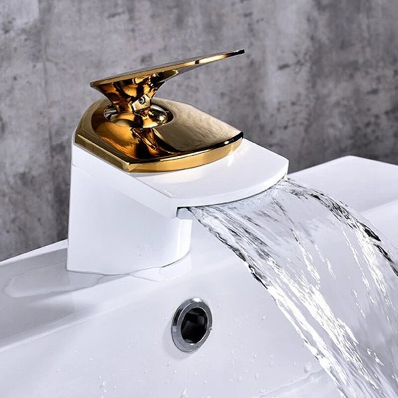 Смесители для ванной латунный Белый Золотой водопад смеситель для раковины Горячая и холодная умывальник смеситель для раковины с одним отверстием Устанавливаемые на раковину смесители для воды, Gold and white, Латунь