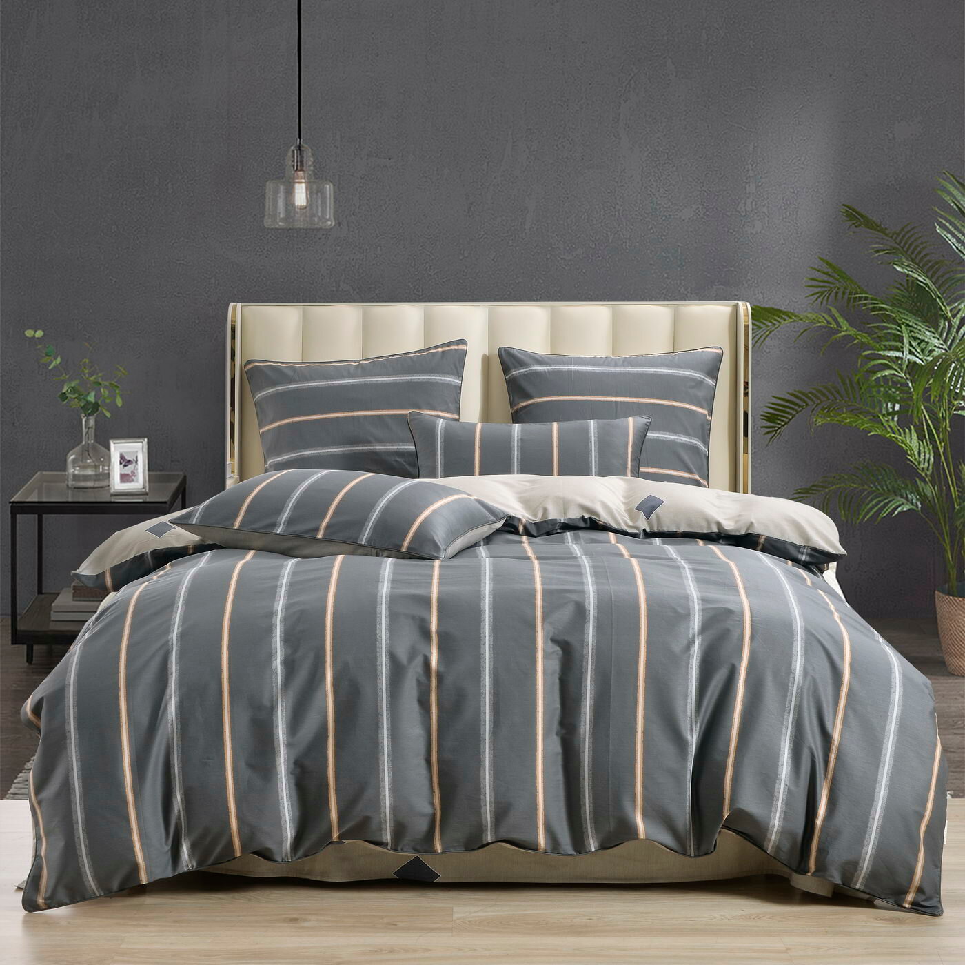 Постельное белье Sofi De Marko "Варгус", сатин, хлопок 100%, двуспальное, 4 наволочки