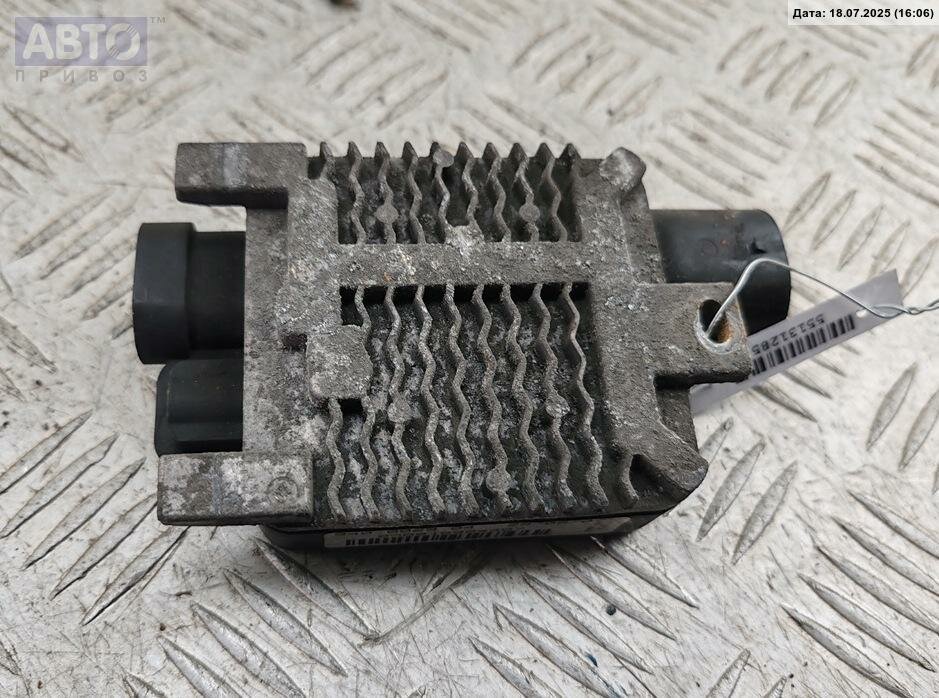 Блок управления вентилятором радиатора Ford Focus 2 (2004-2010)