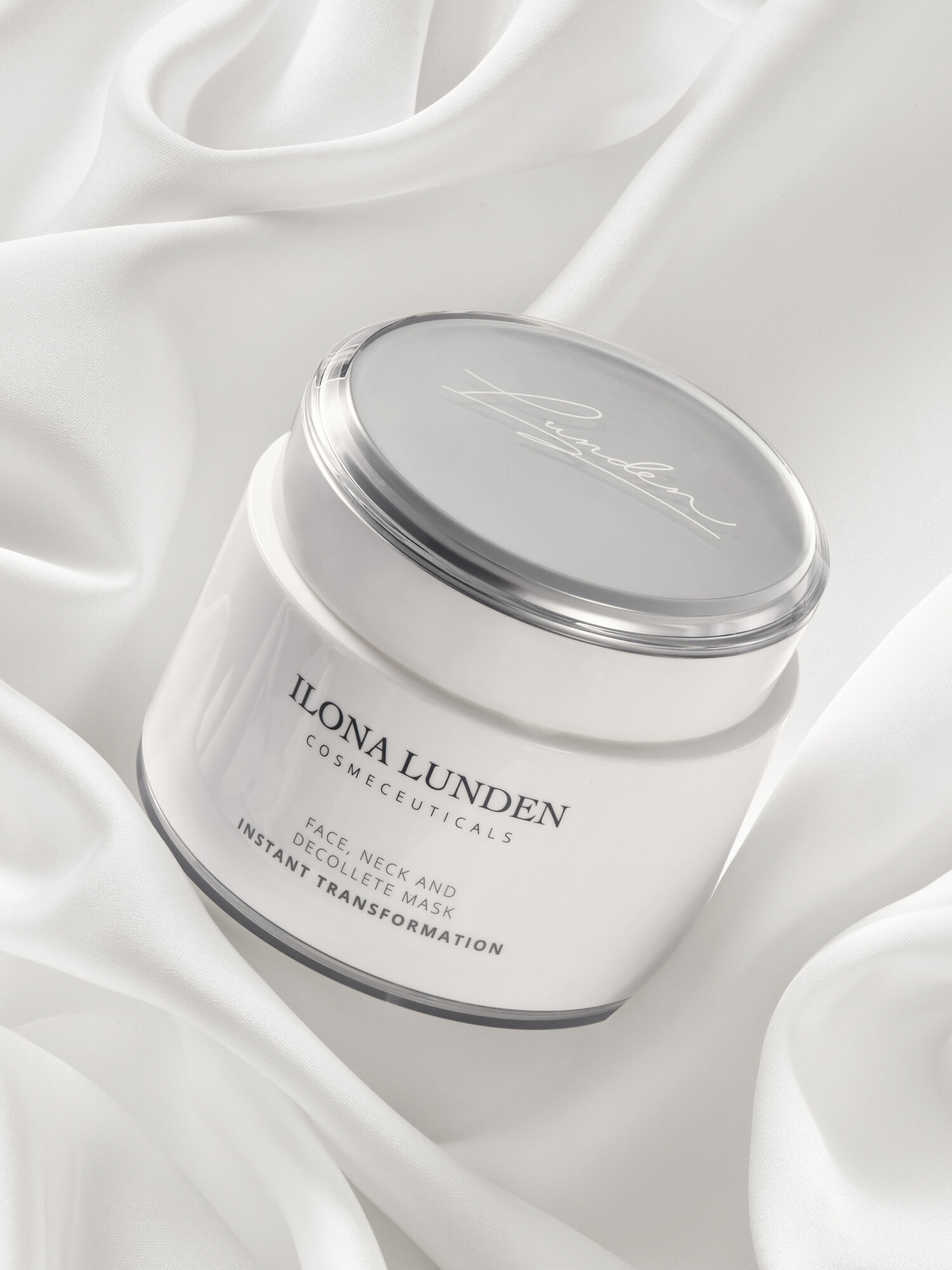 Маска для кожи лица, шеи и области декольте 3 в 1 ILONA LUNDEN