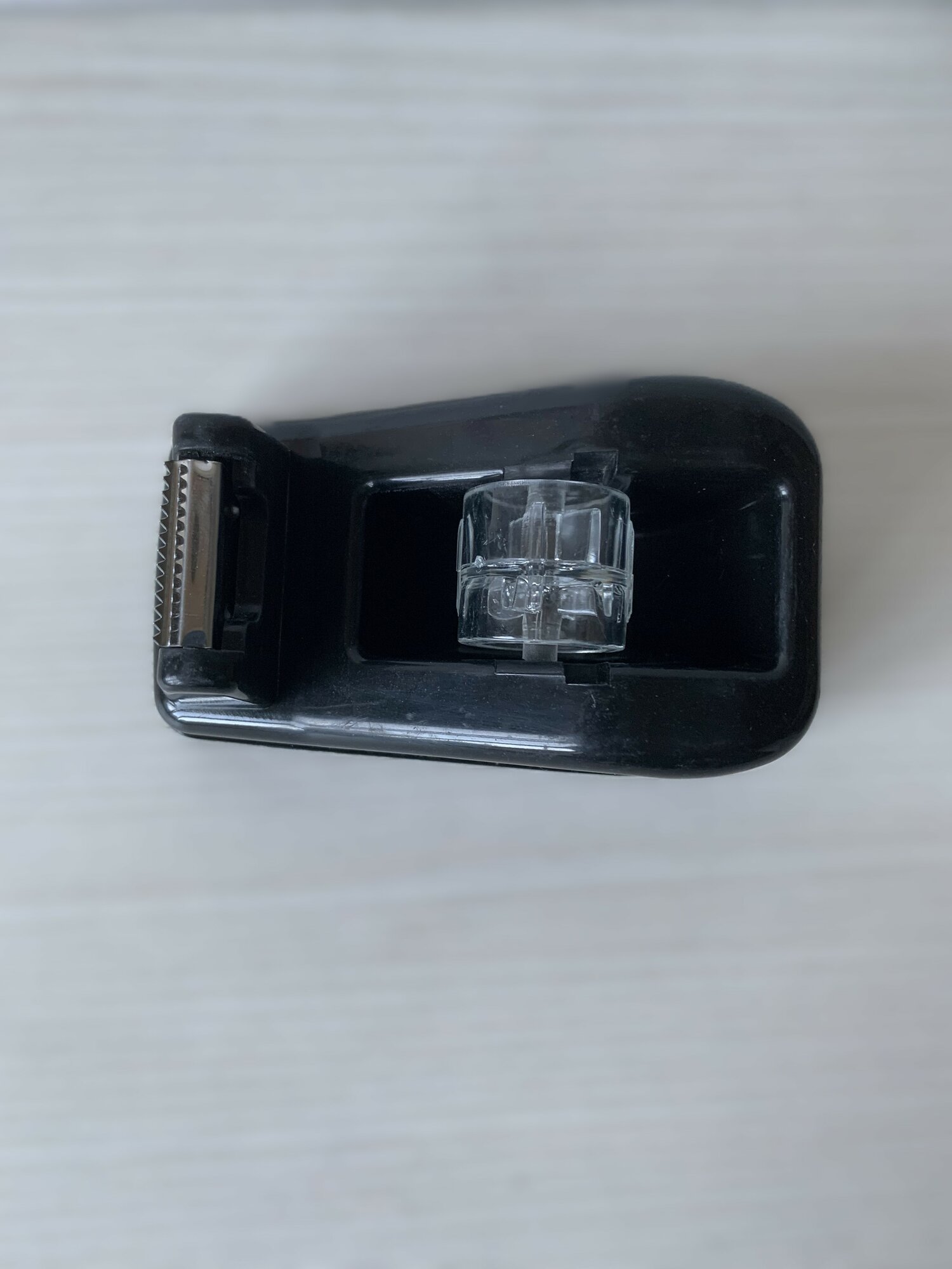 Диспенсер для клейких лент шириной до 18 мм, deVENTE