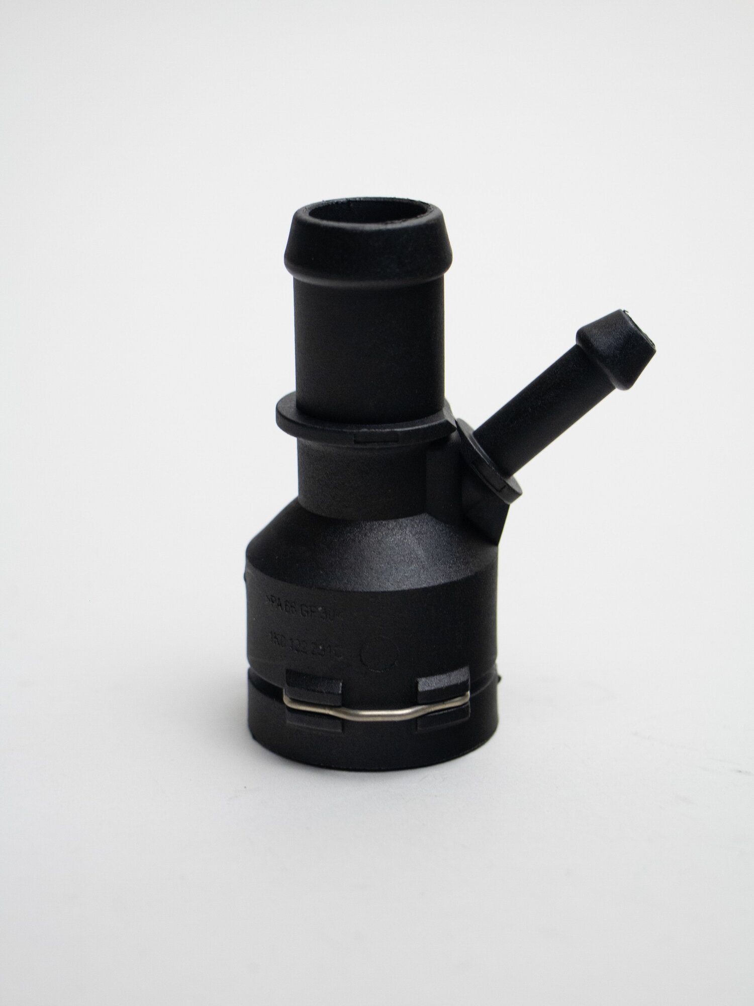 Фланец шланга системы охлаждения (NAL BP) VAG 1K0122291C