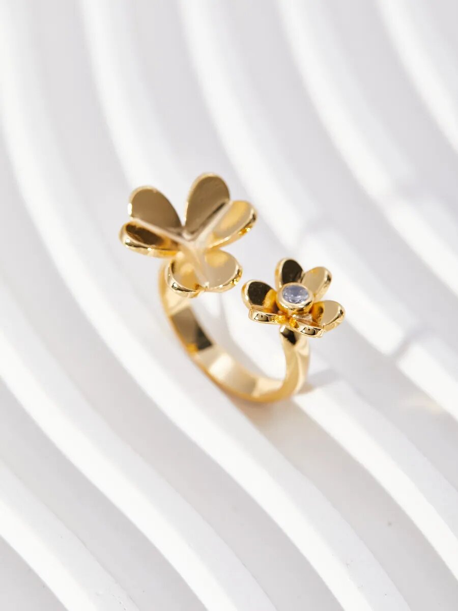 Кольцо, фианит, циркон, кристалл