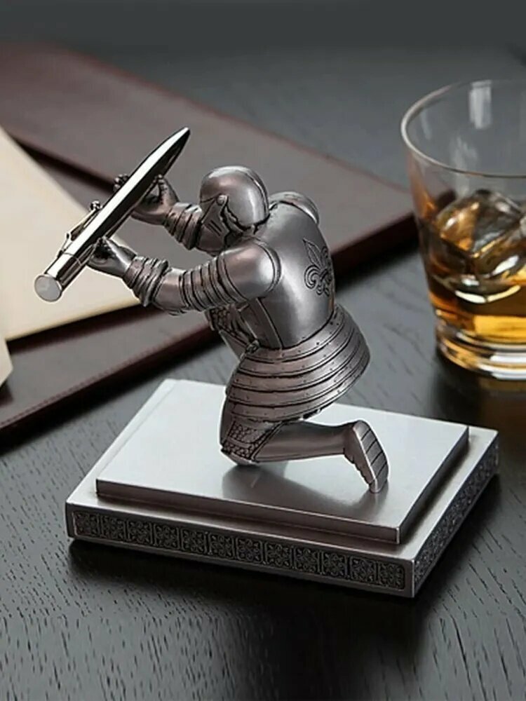 Подставка для ручки Рыцарь / держатель ручки