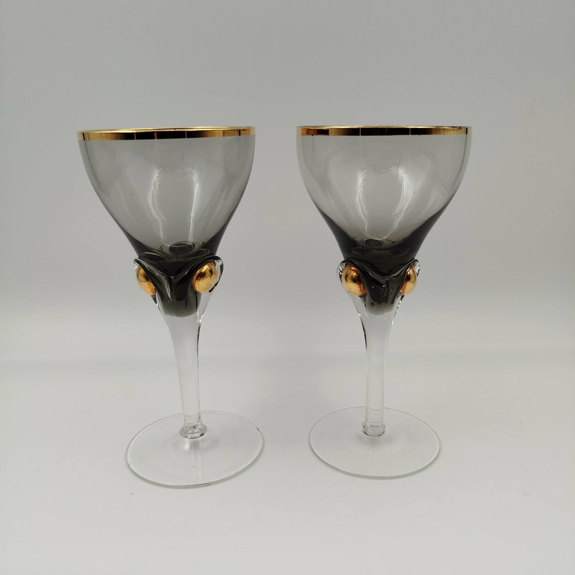 Набор бокалов на 2 персоны дымчатого оттенка, стекло, золочение, Чехословакия