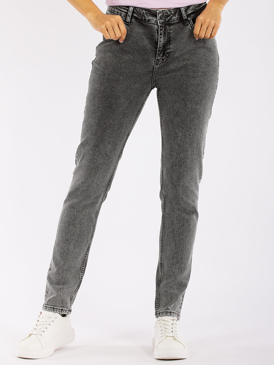 Джинсы зауженные 