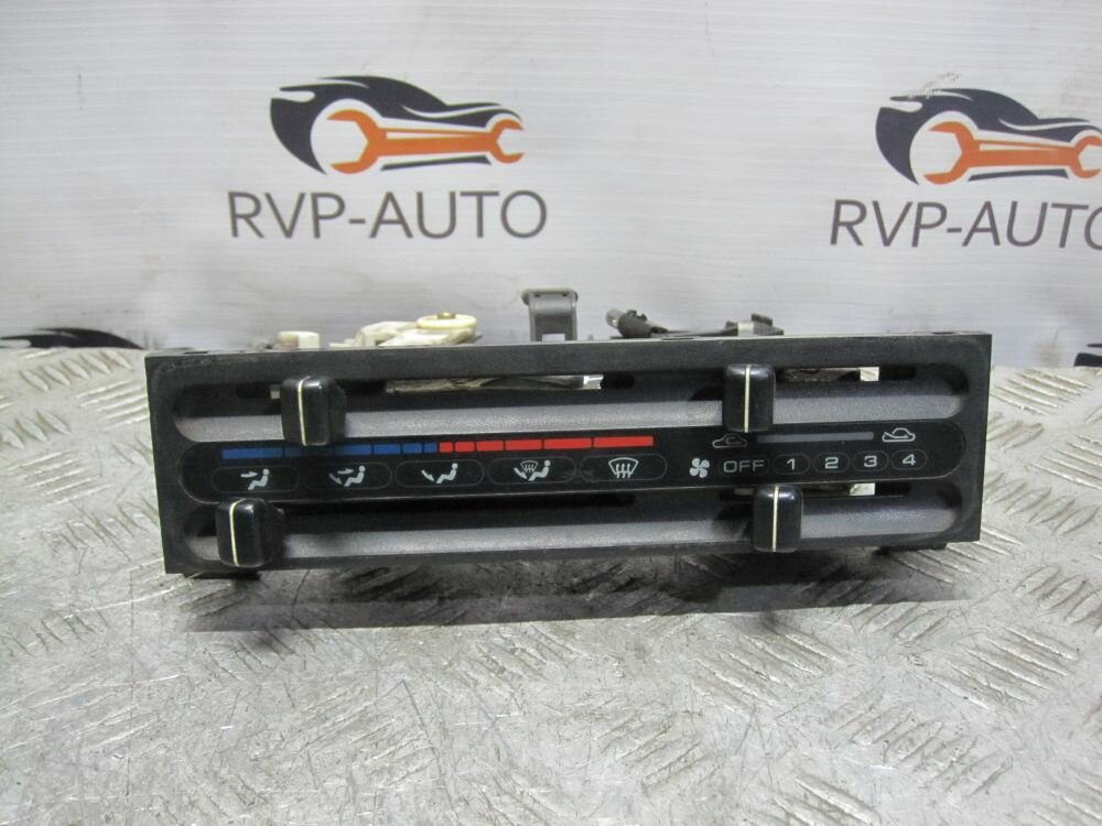Блок управления отопителем Mazda MX-3 1.8 1991-98