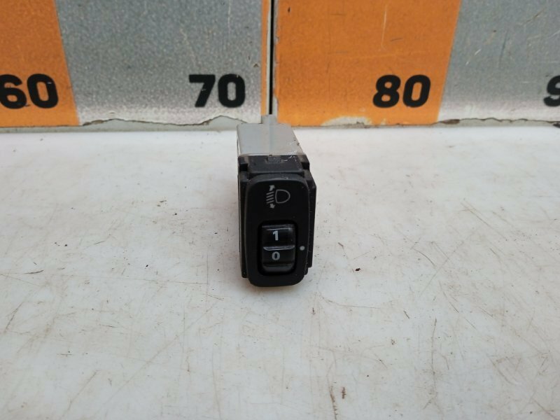 Б/У Кнопка корректора фар Mitsubishi Lancer 2005 9, CS3W 364418 MITSUBISHI арт. MR506482
