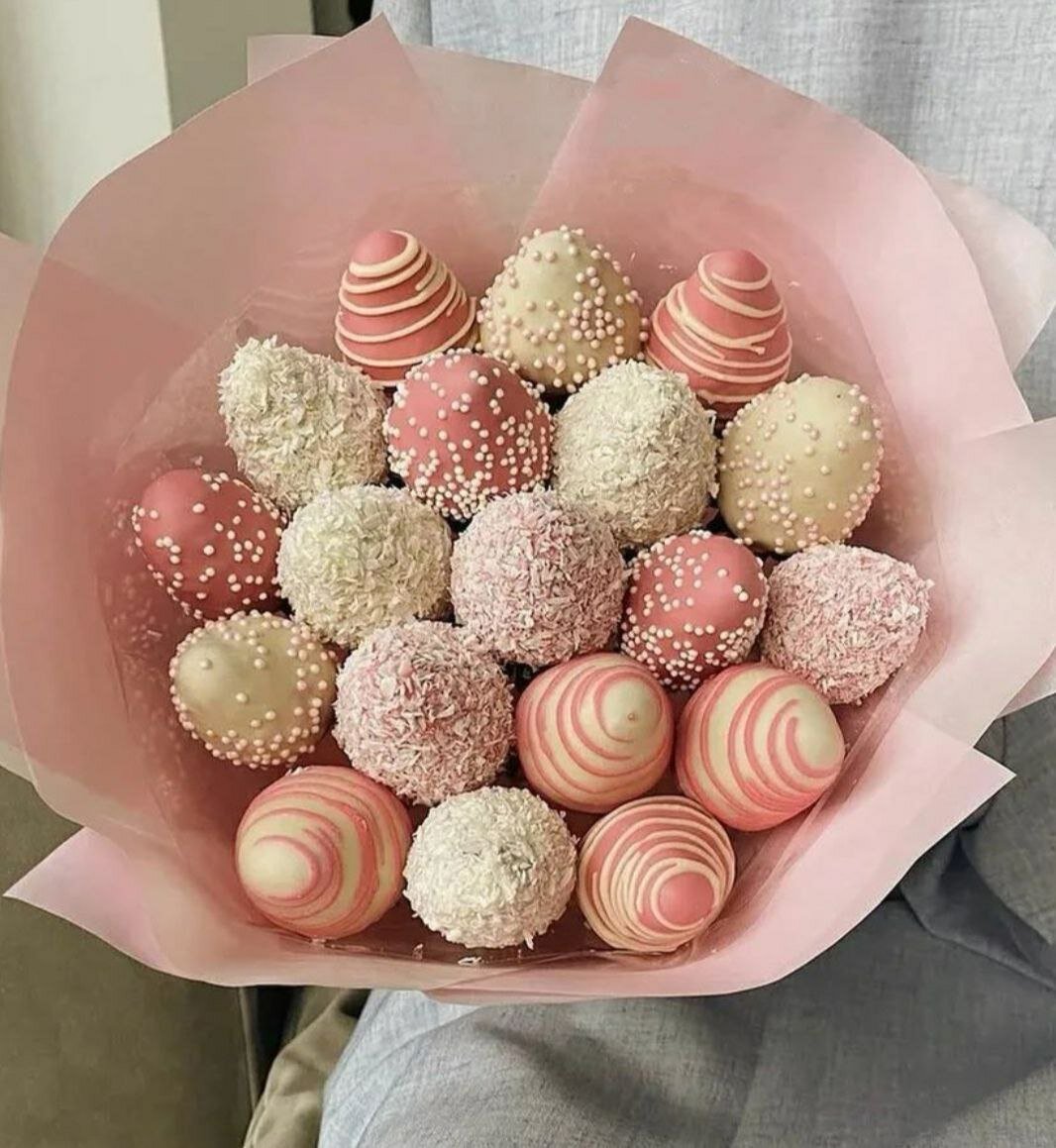 Букет клубники в бельгийском шоколаде 19 ягод