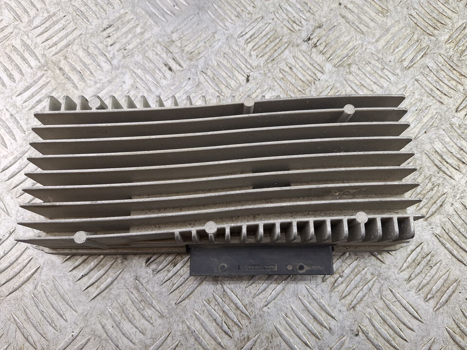 Усилитель звука Audi Q5 8R (2008 - 2012) 8R0035223G