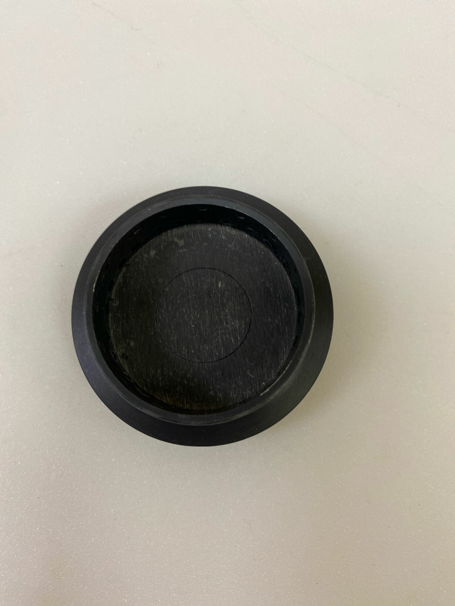 Крышка конф. малая, для газовой плиты Darina GM4M42002WG