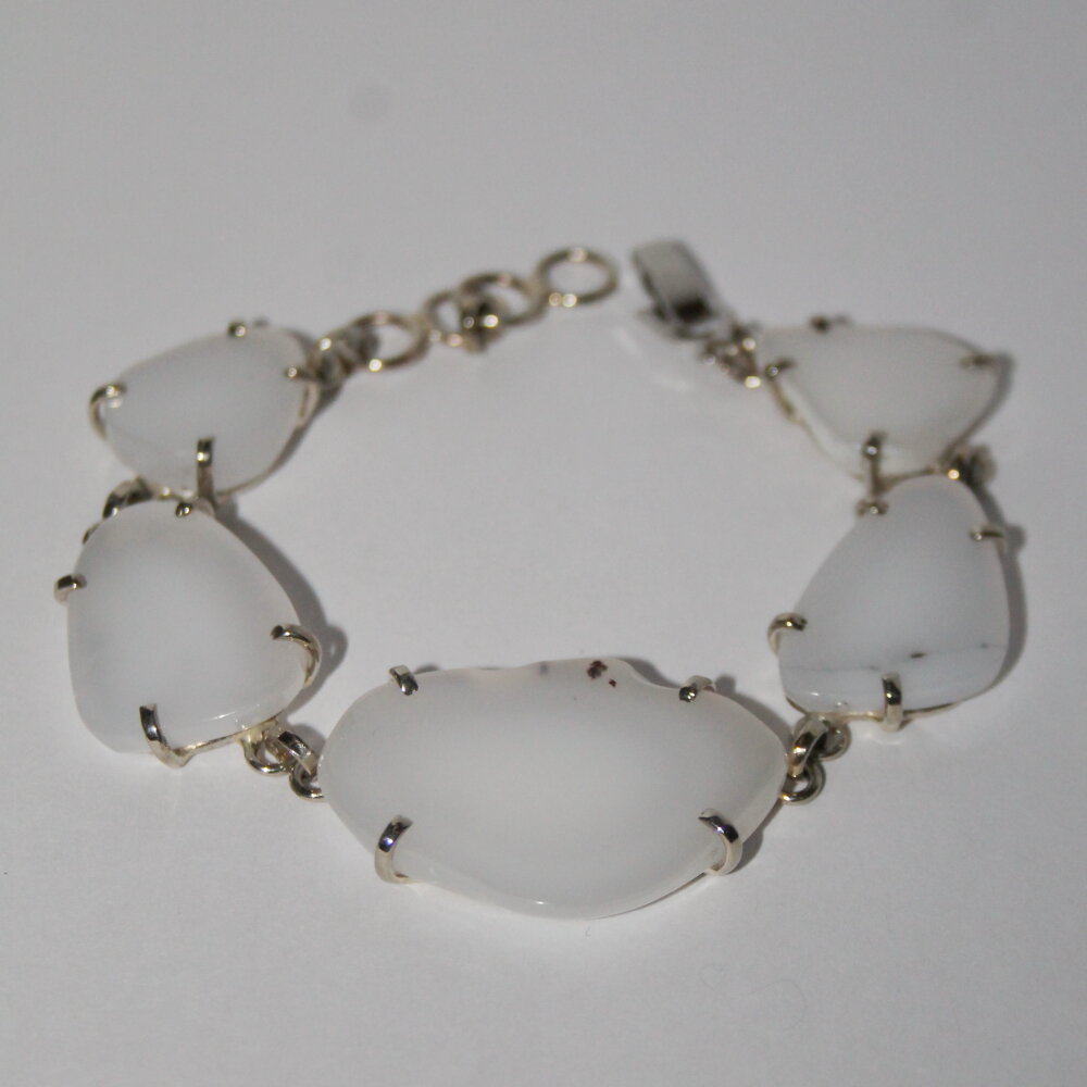 Жесткий браслет, кахолонг