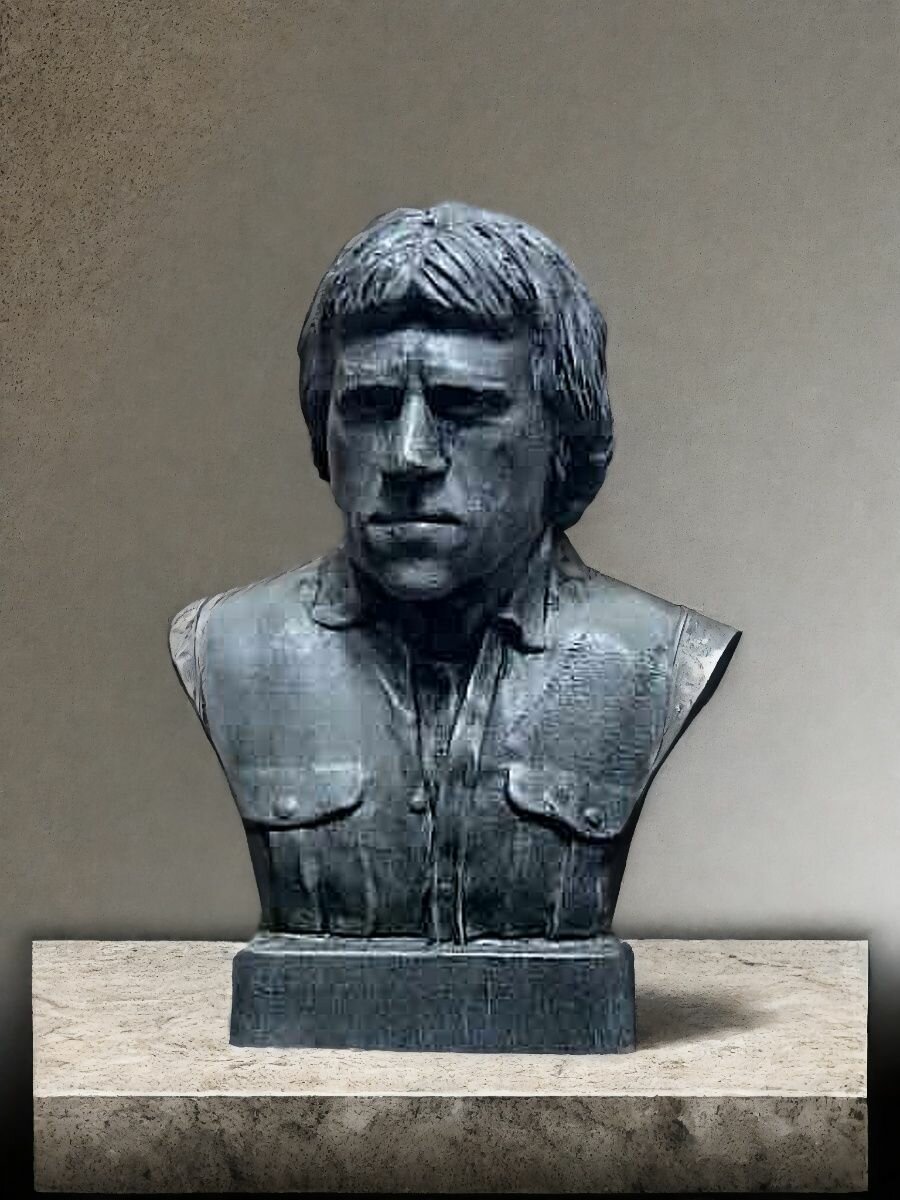 Бюст Высоцкий из камня. 60мм. Патина. Высокая детализация. Тяжелый и холодный