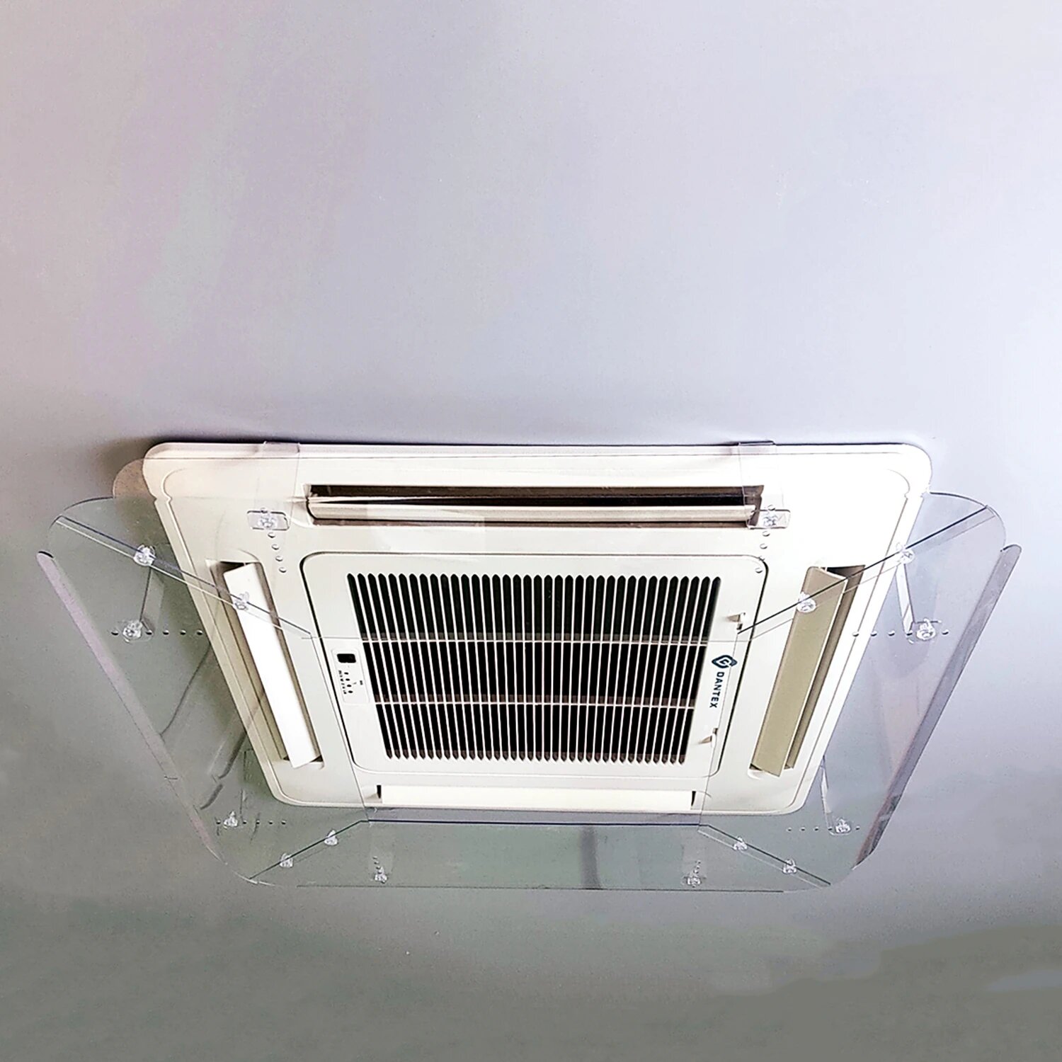 Экран для кондиционера потолочного размером от 650650 до 750750 мм, ПЭТ, прозрачный, 1,5 мм