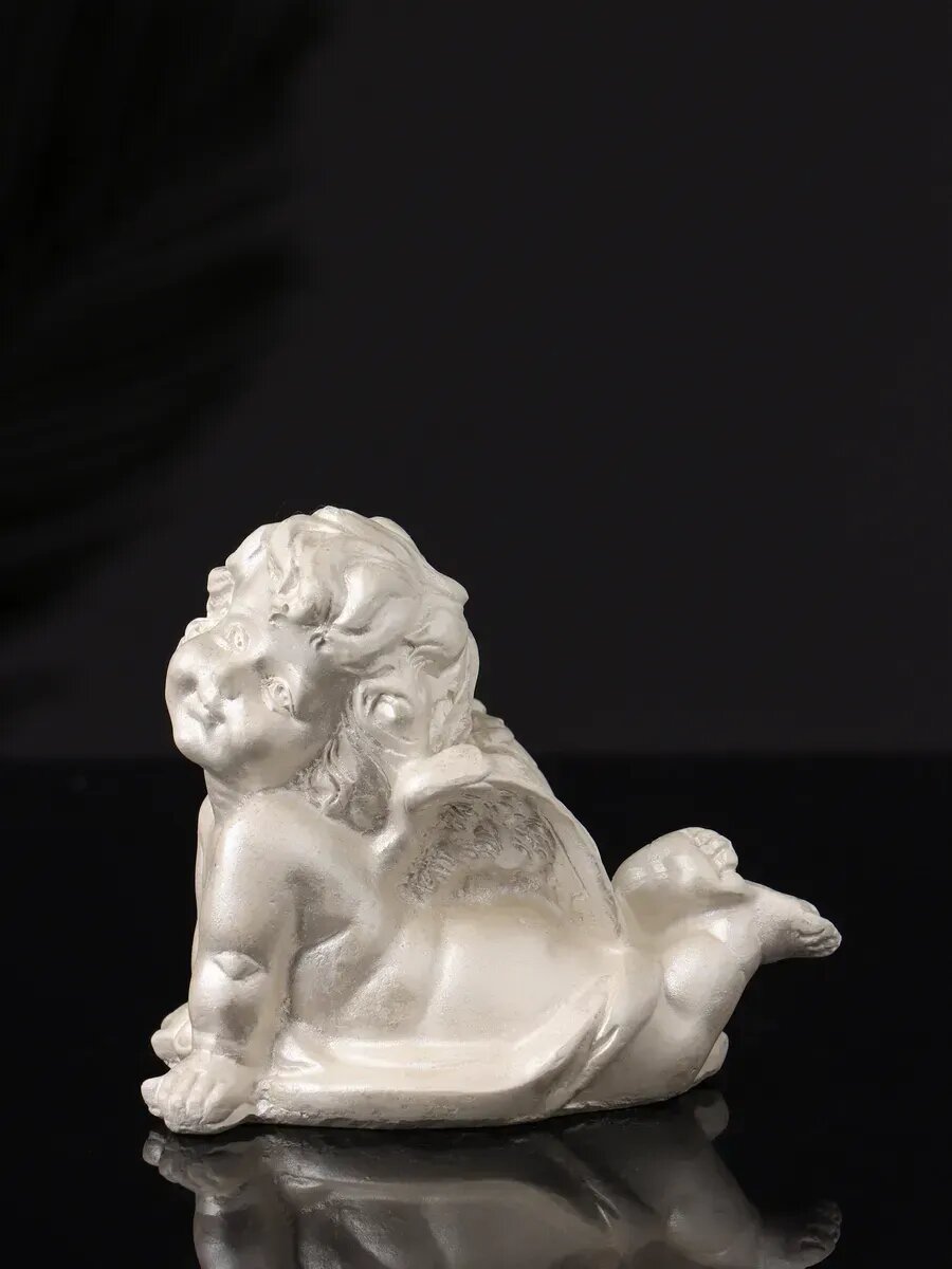 Фигурка Ангел лежит на животе 8х7х5 см