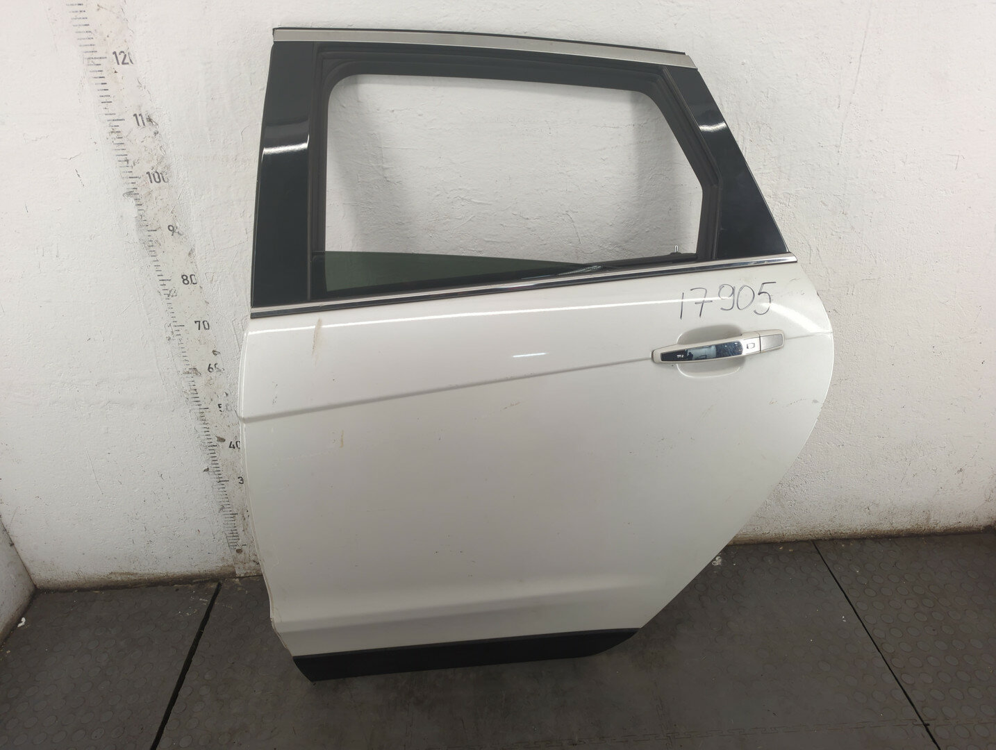 Дверь боковая (легковая) левая задняя Cadillac SRX Б/У