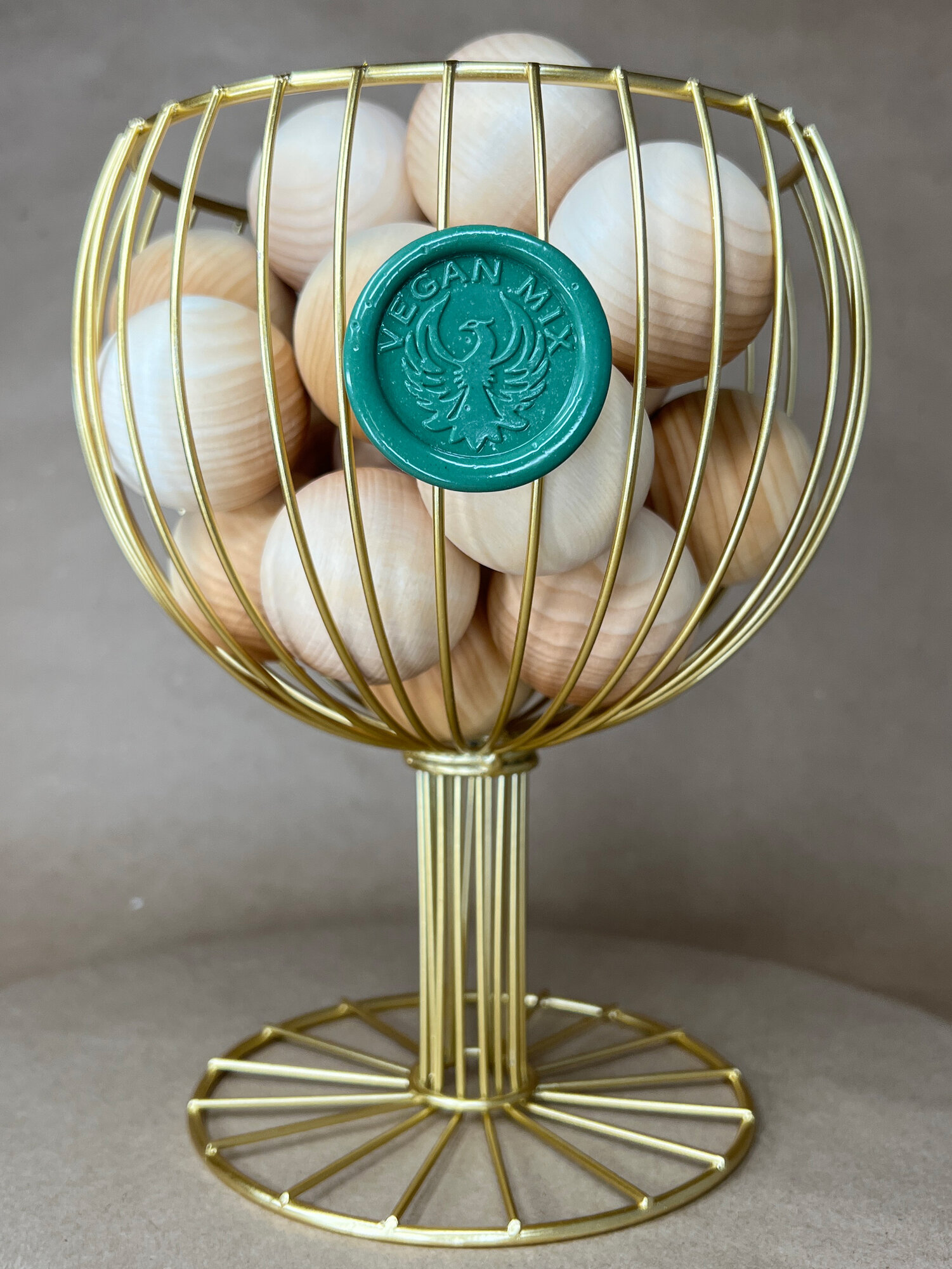 Интерьерная арома композиция Vegan Mix aroma №2 с ароматом черного тмина и бергамота 400 мл (300 пропитка шаров + 100 мл)