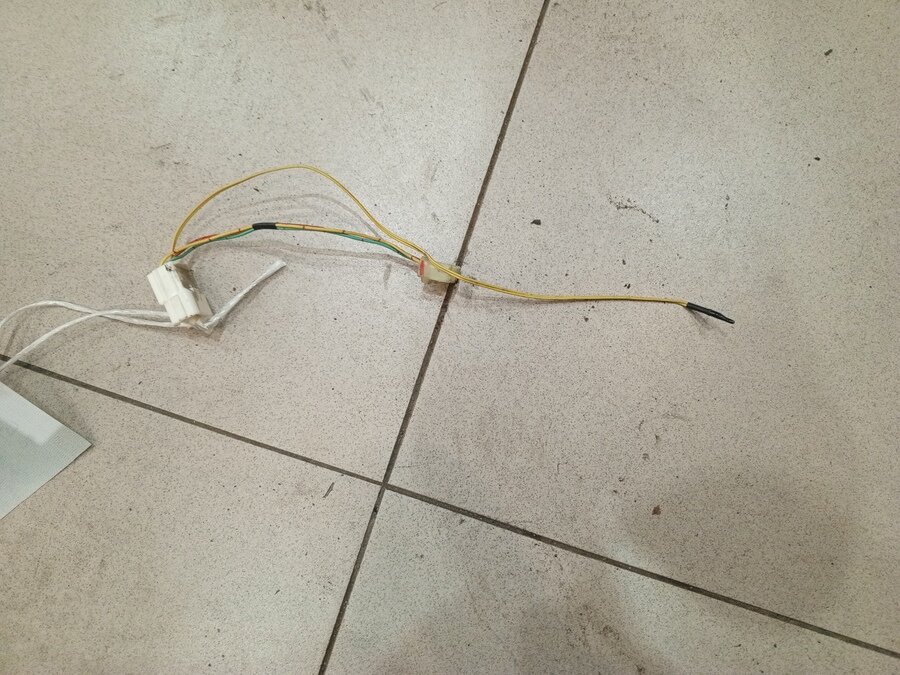 Датчик температуры воздуха от Mitsubishi Lancer 9 CS 2000-2008