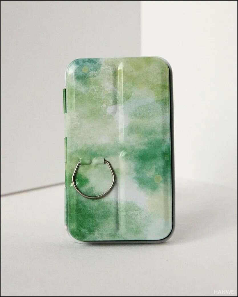 Краски акварельные