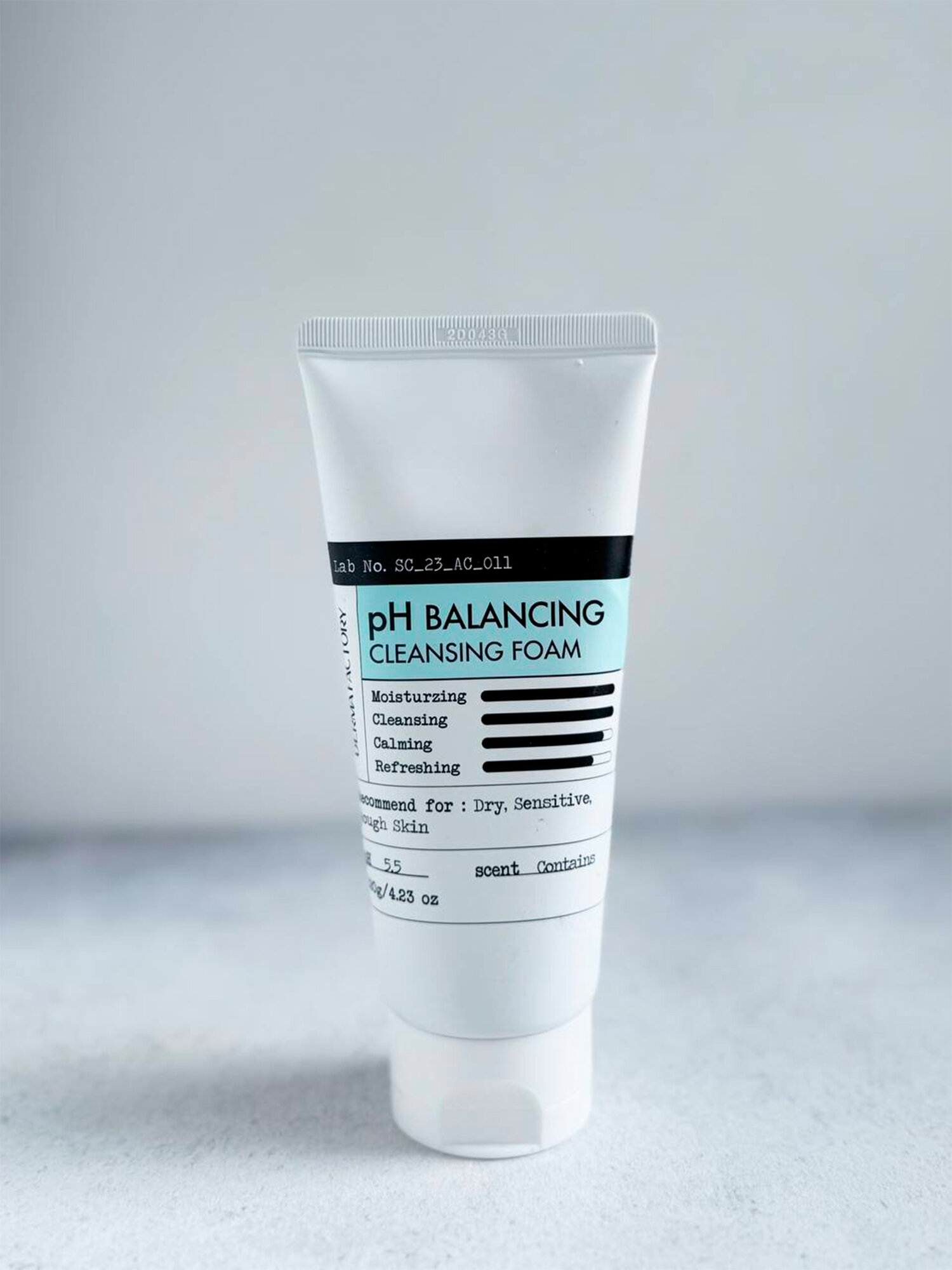 Пенка для умывания лица восстанавливающая Derma Factory PH balancing cleansing foam, 120 мл