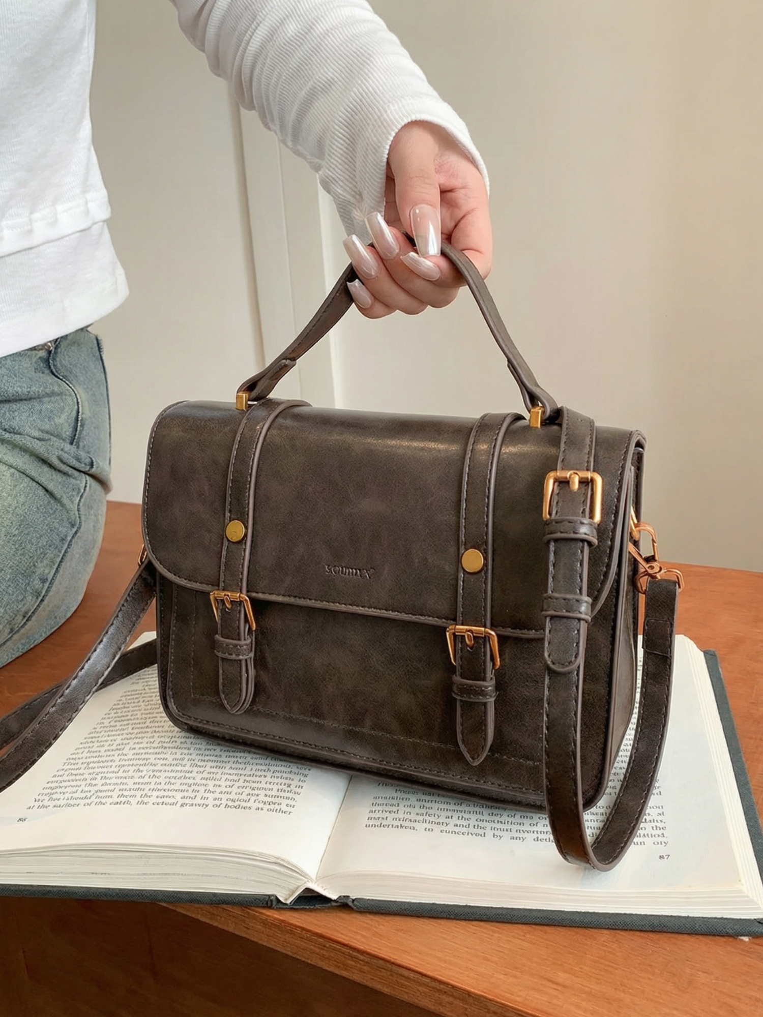 Сумка кросс-боди Маленькая женская сумочка-портфель с короткой ручкой