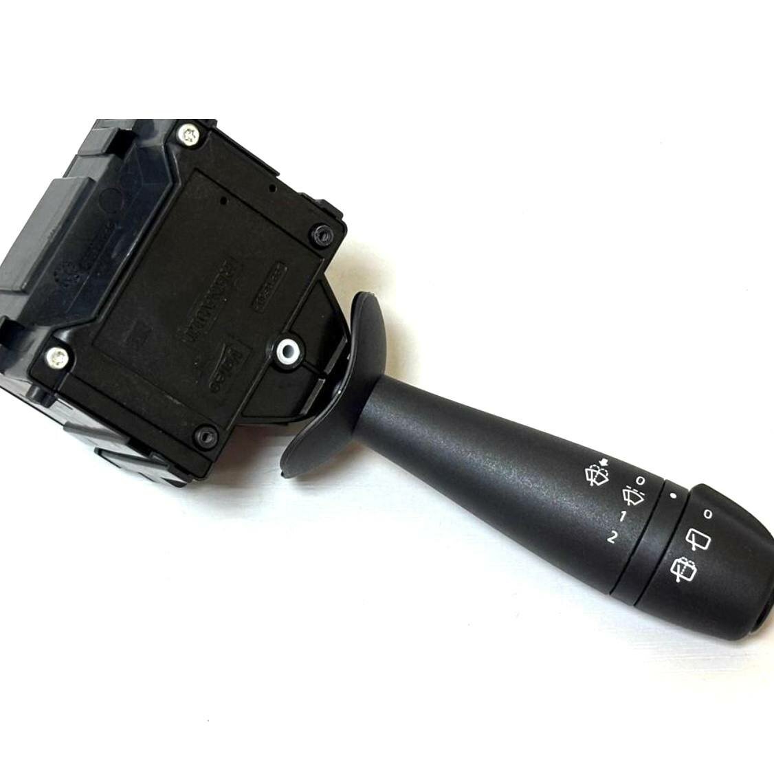 Подрулевой переключатель стеклоочистителя Renault Sandero 2, Duster 2015г. в.>Рестайлинг Nissan Terrano III / Сандеро 2, Дастер (если сигнал на руле) оригинал