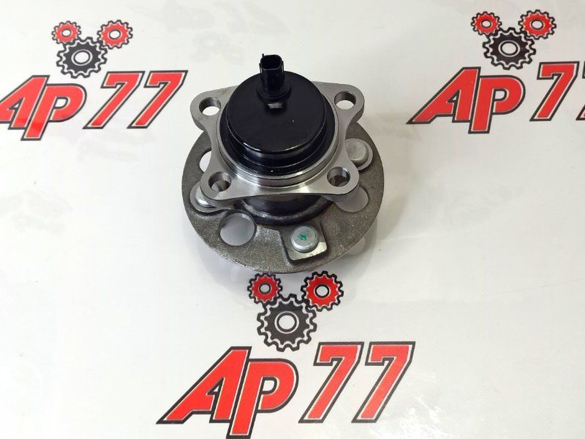 Ступичный узел Toyota Corolla Fielder NKE165G задний 4245052060 задн.
