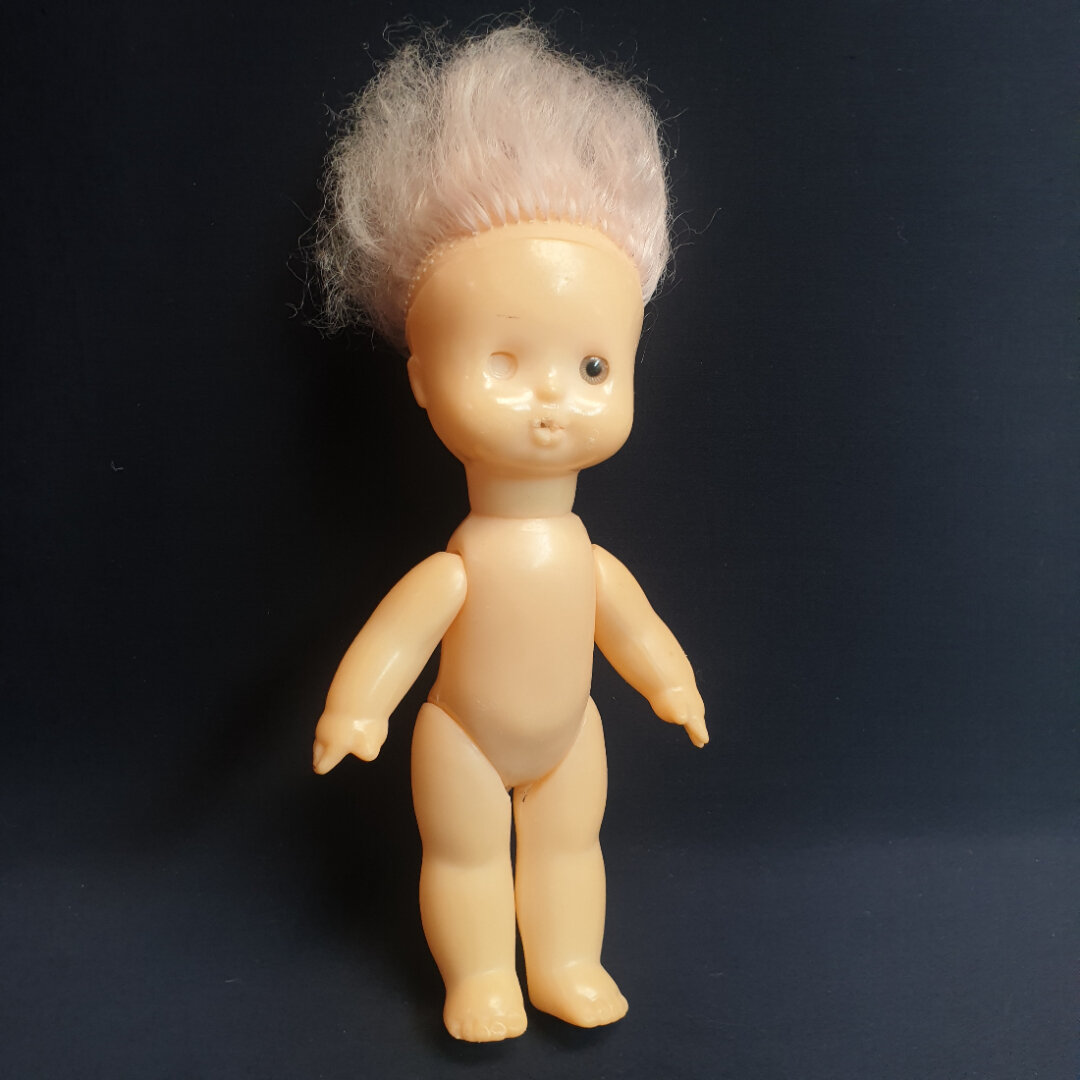 Кукла 30 см, пластик, конечно на веревках, дефекты лица, волос. Винтаж, СССР.