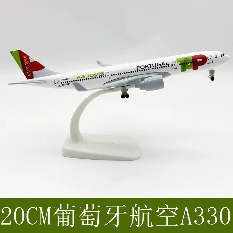Металлическая модель самолета TAP Portugal A330 20см