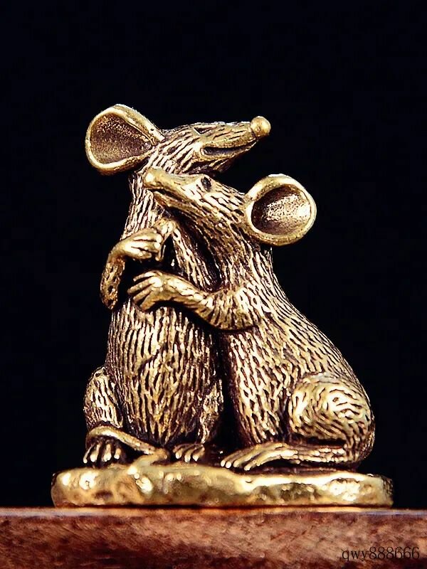 Декоративная статуэтка пары крыс из латуни