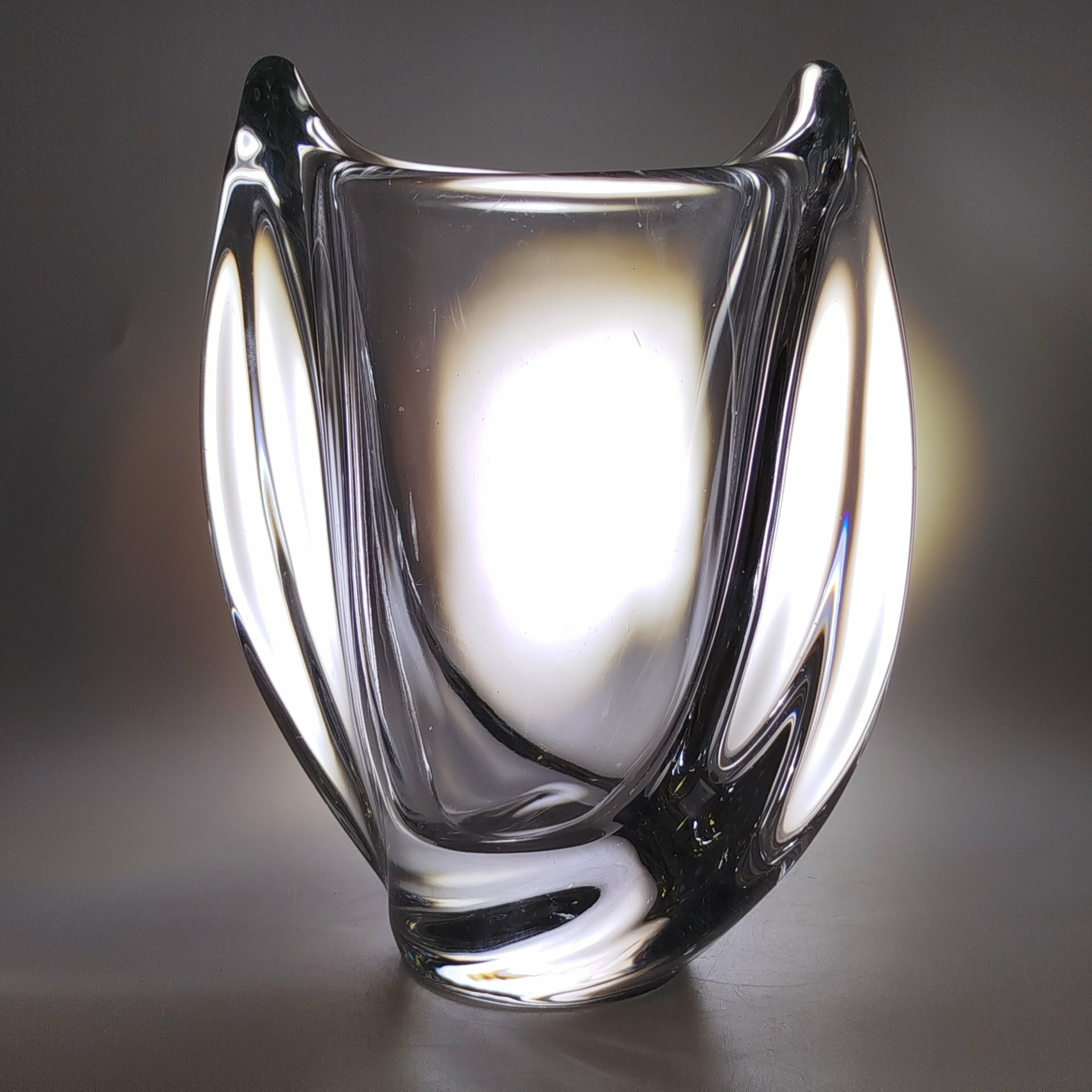 Ваза необычной рельефной формы, Art Vannes, хрусталь, Франция, 1970-1990 гг.