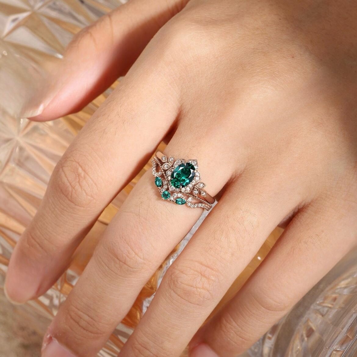 Женский набор колец с зеленым цирконом в виде короны для свадебной вечеринки, комплект из 2 штук